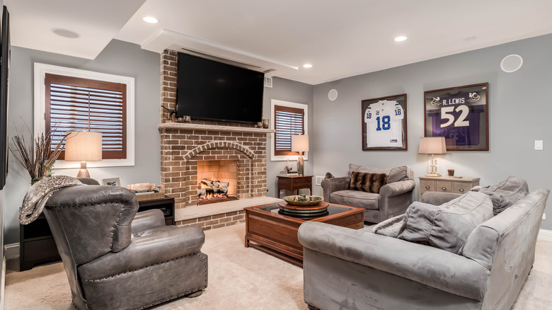 10 Genius Tips For Placing Your TV Over A Fireplace 10 Genius Tips For Placing Your TV Over A Fireplace