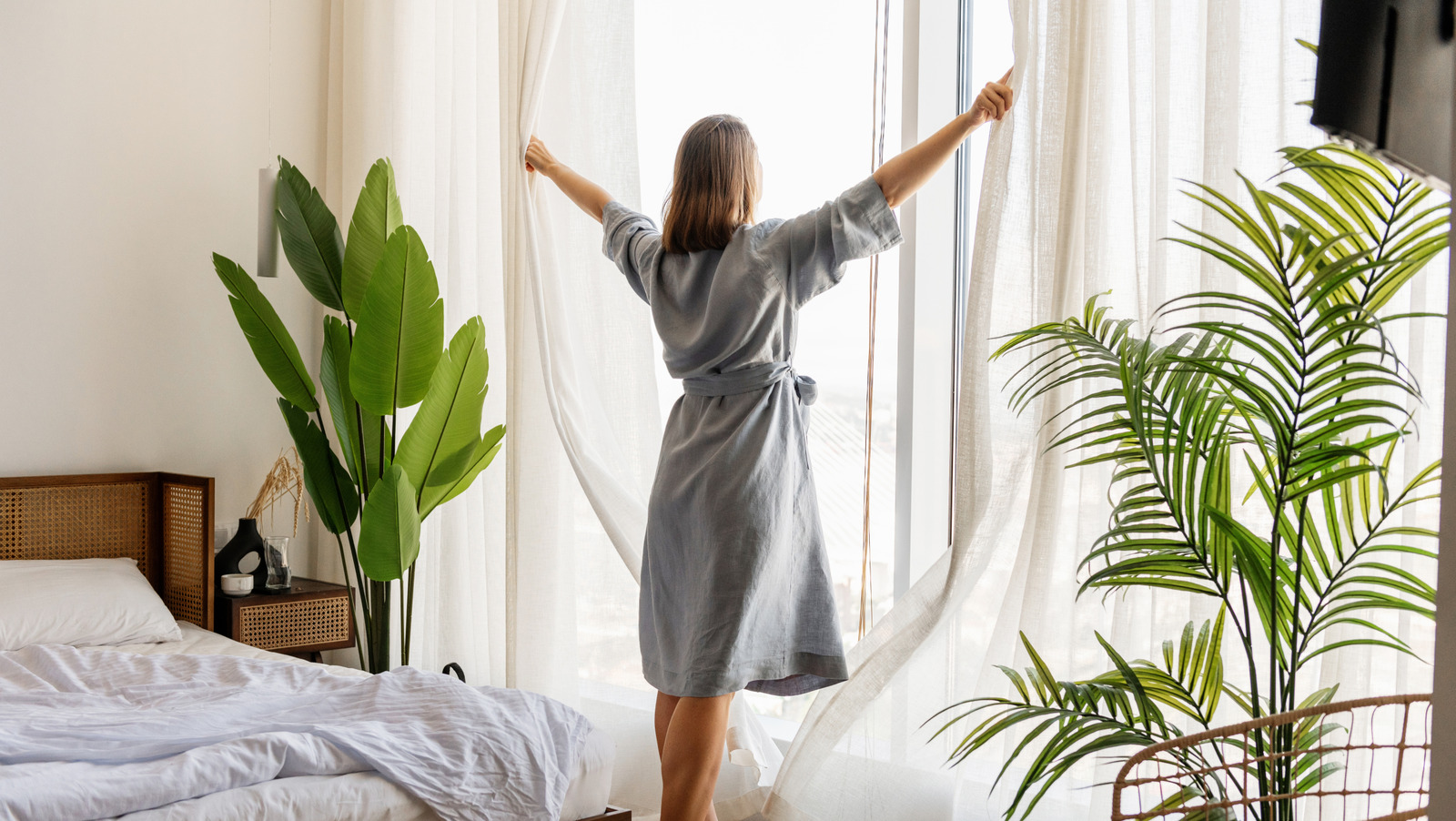 10 Contemporary Replacements for Old-Fashioned Vertical Blinds - Global ...