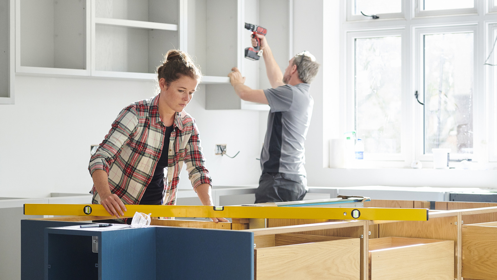 Tips On How To Build Your Own Cabinets And Save Money