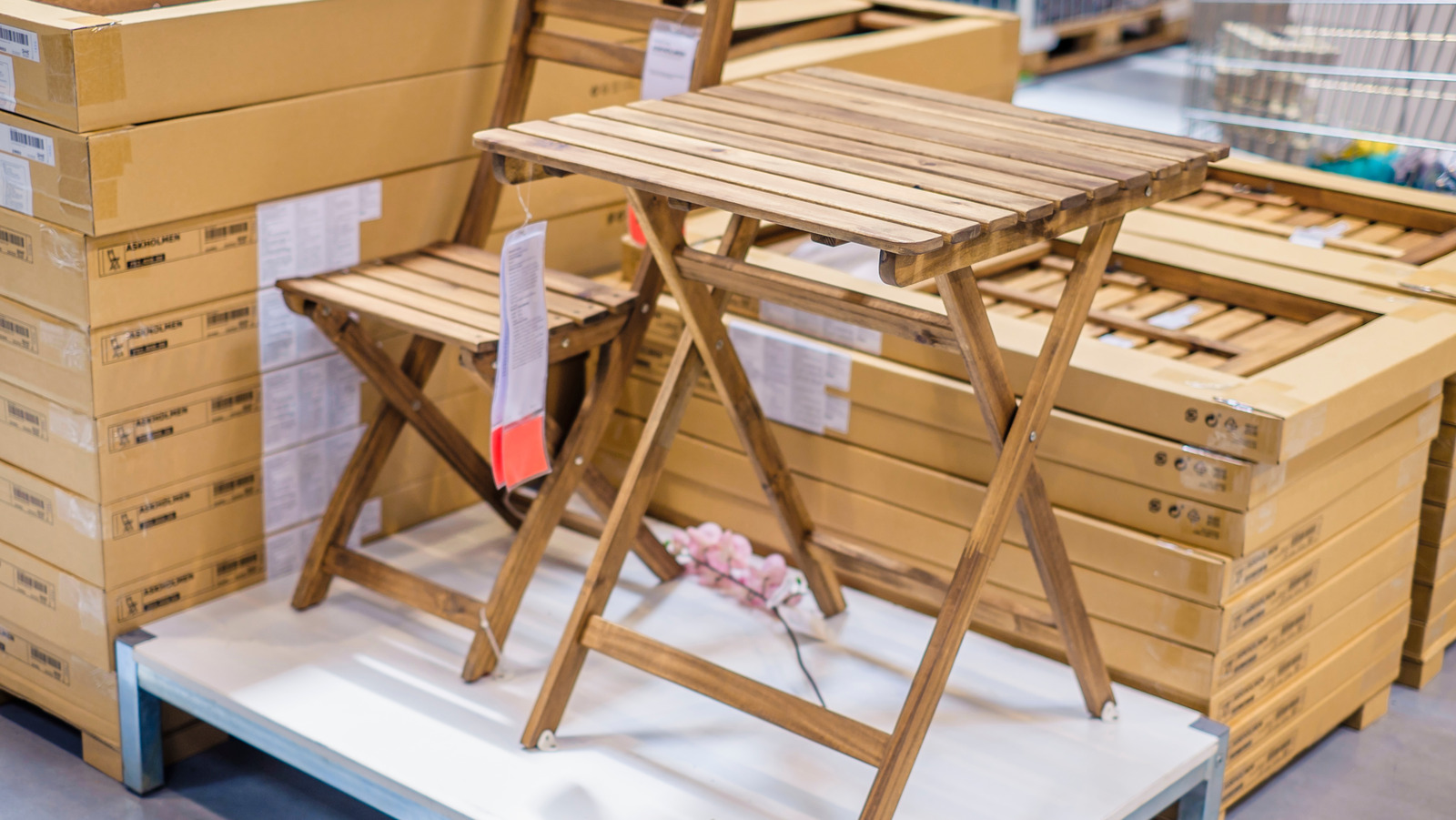 10 Unique Ways To Refresh An IKEA Patio Table Instead Of Buying A New One