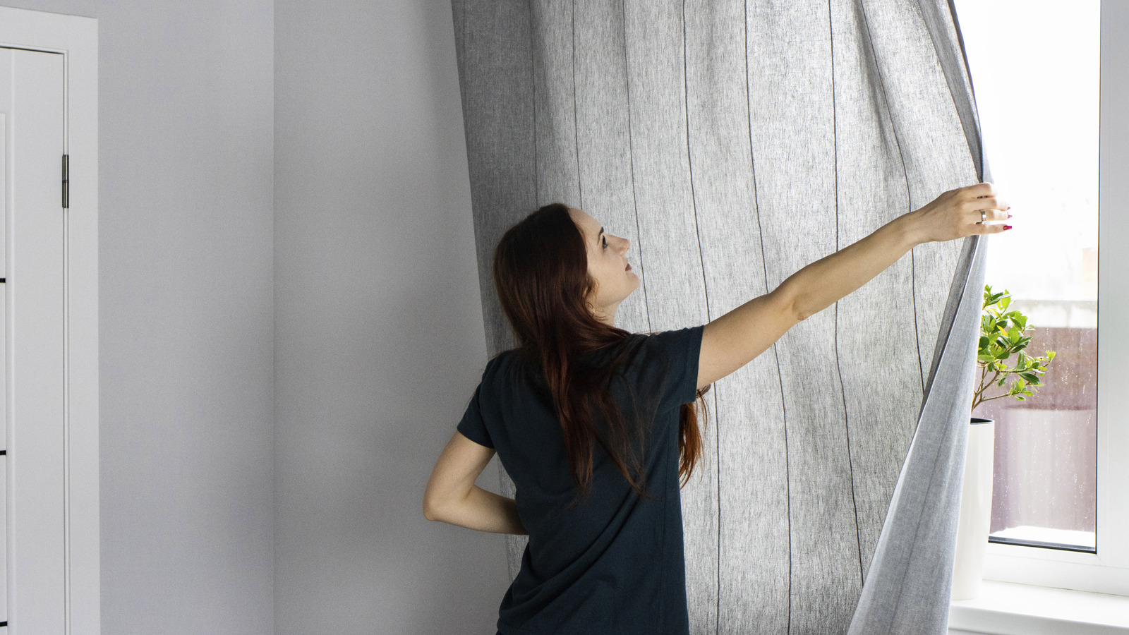 11 Creative Ways To Give Your Outdated Curtains A Modern Upgrade