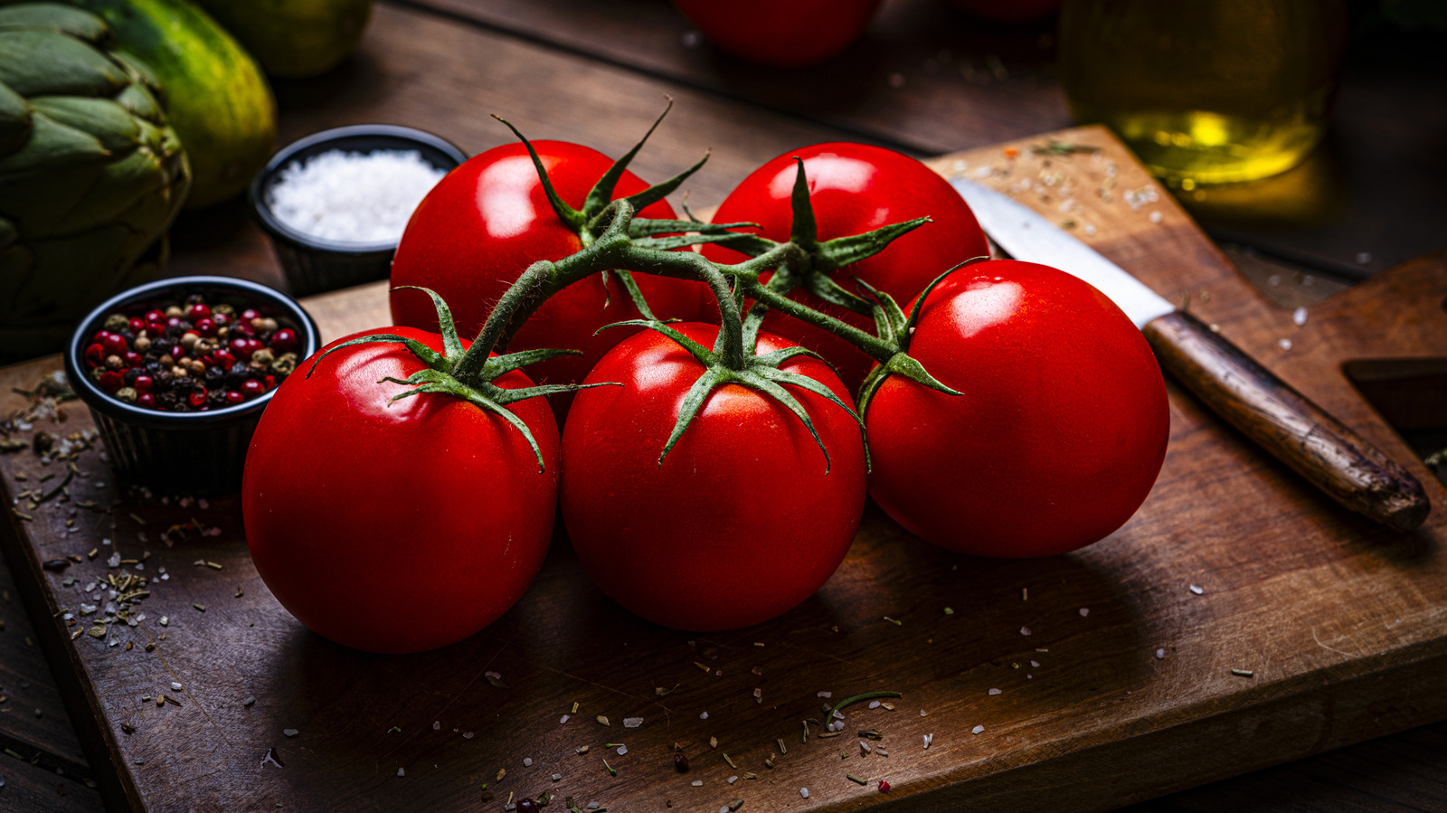 11 Reasons Your Homegrown Tomatoes Have No Flavor