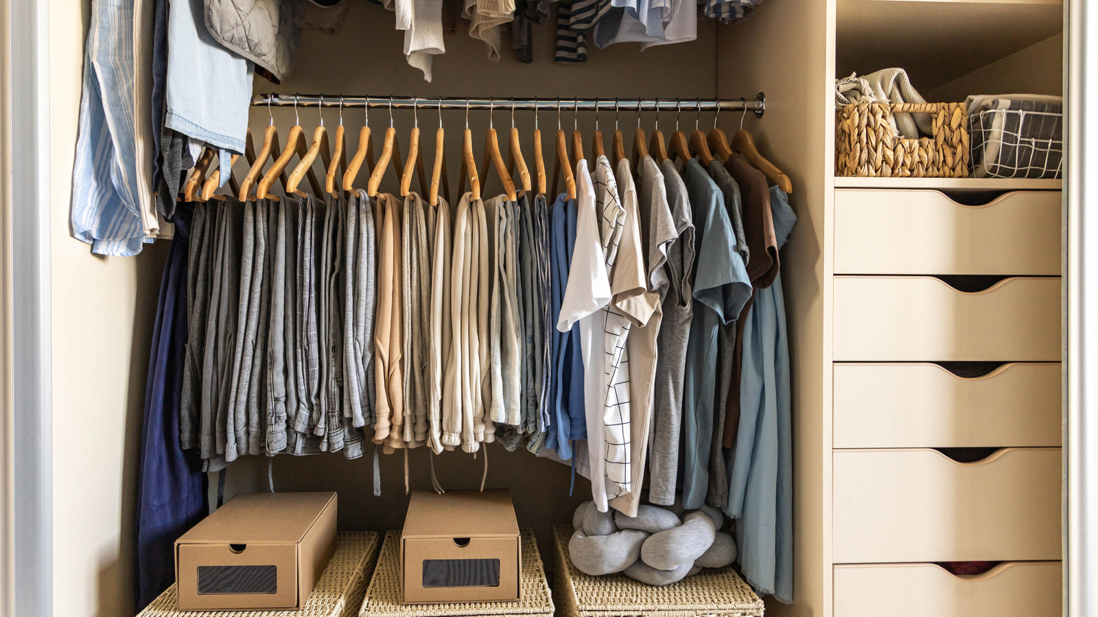 11 Smart Tension Rod Hacks For Closet Storage And Organization