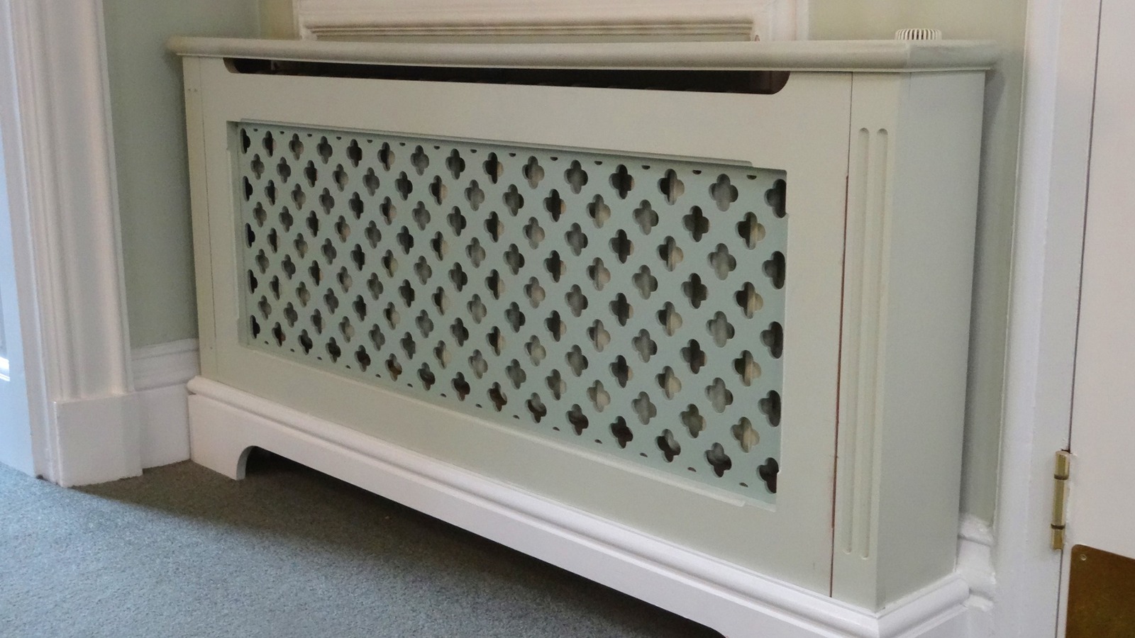10 Ways To Repurpose Radiator Covers And Furnace Grates For Intricate ...