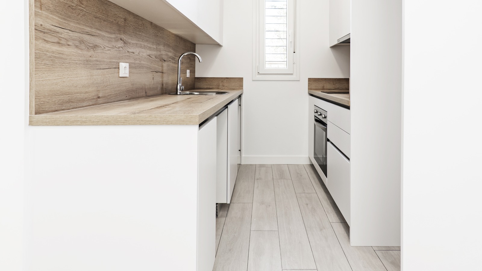 12 Stunning Ways To Decorate The Boring Sides Of Your Kitchen Cabinets