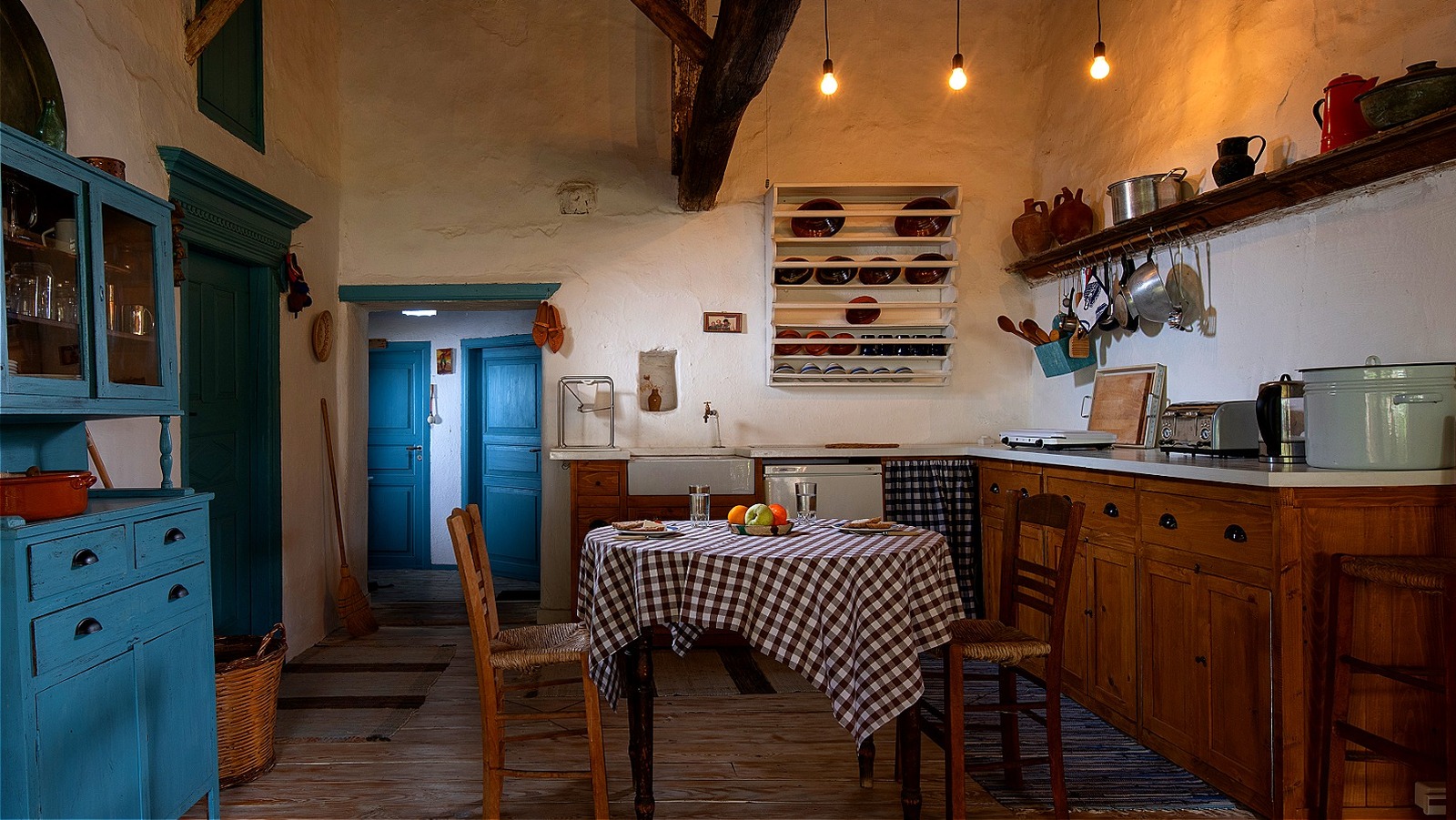 Old English Style Kitchens Chichester Painted Wooden Kitchen