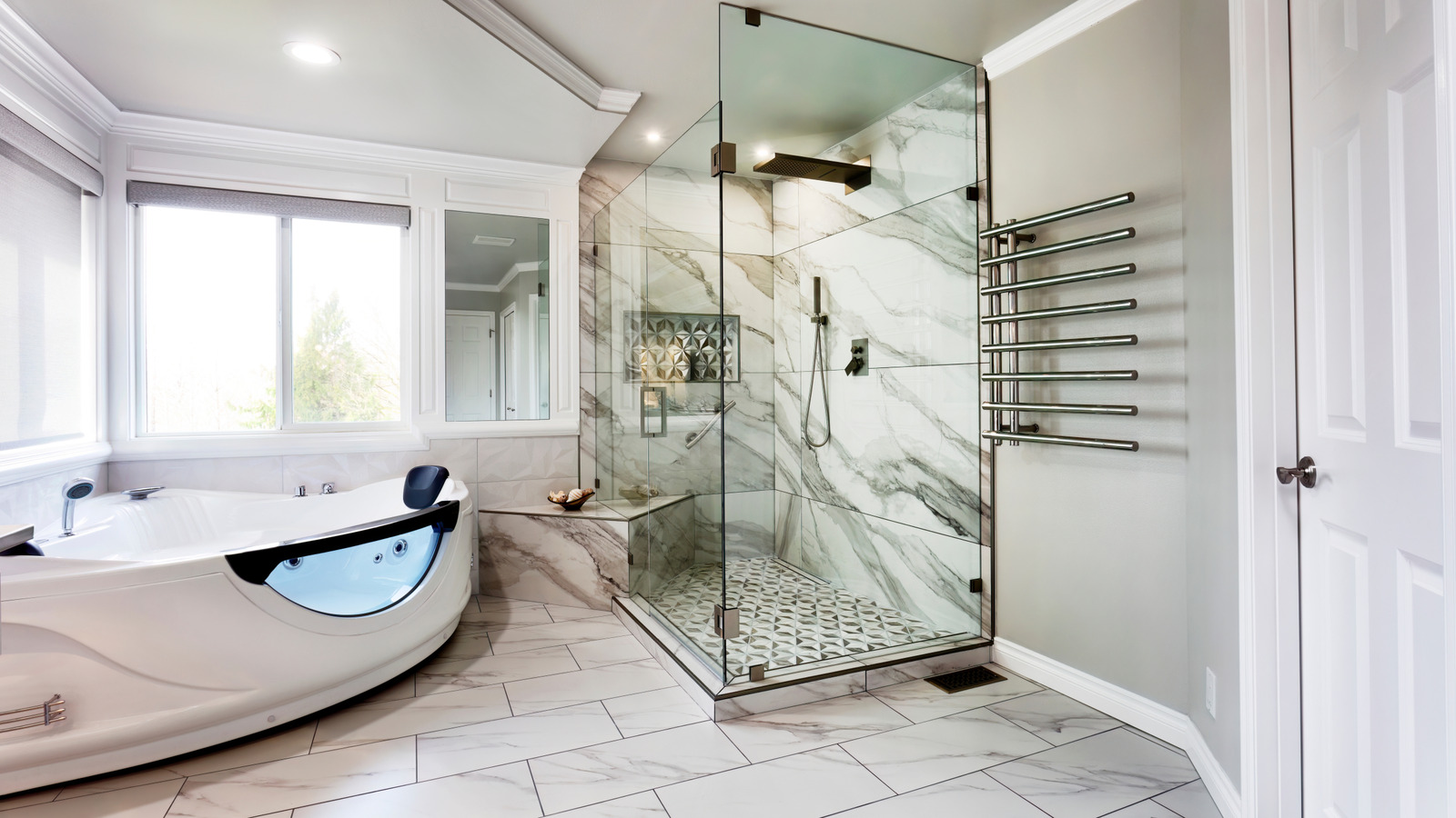 Empty Master Bathroom