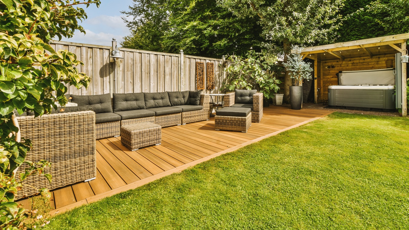 20 Small Patio Ideas To Spruce Up Your Backyard Without A Lot Of Space