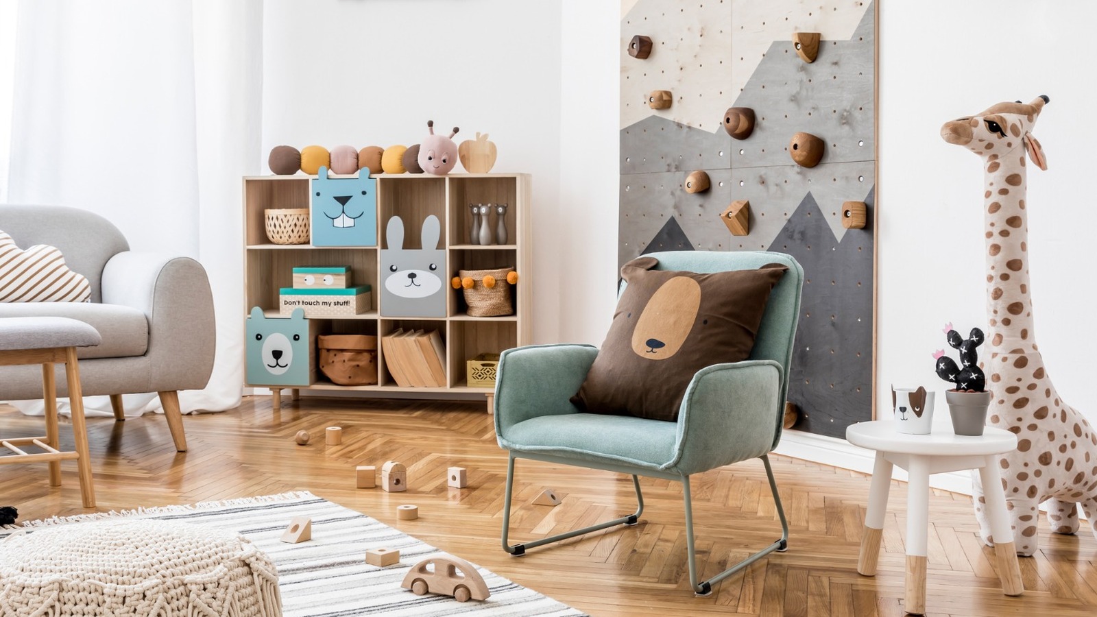 20 Stylish Ideas For Decorating Your Kid s Bedroom With An Animal Theme