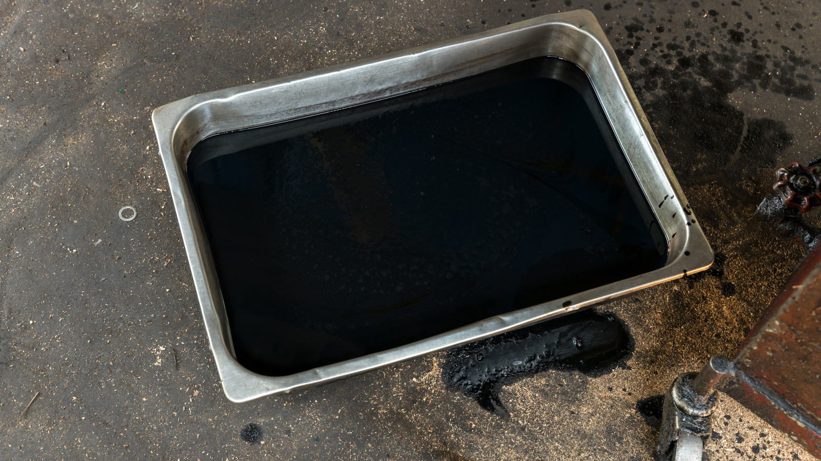 21 Ways To Repurpose Drip Trays Around Your Home