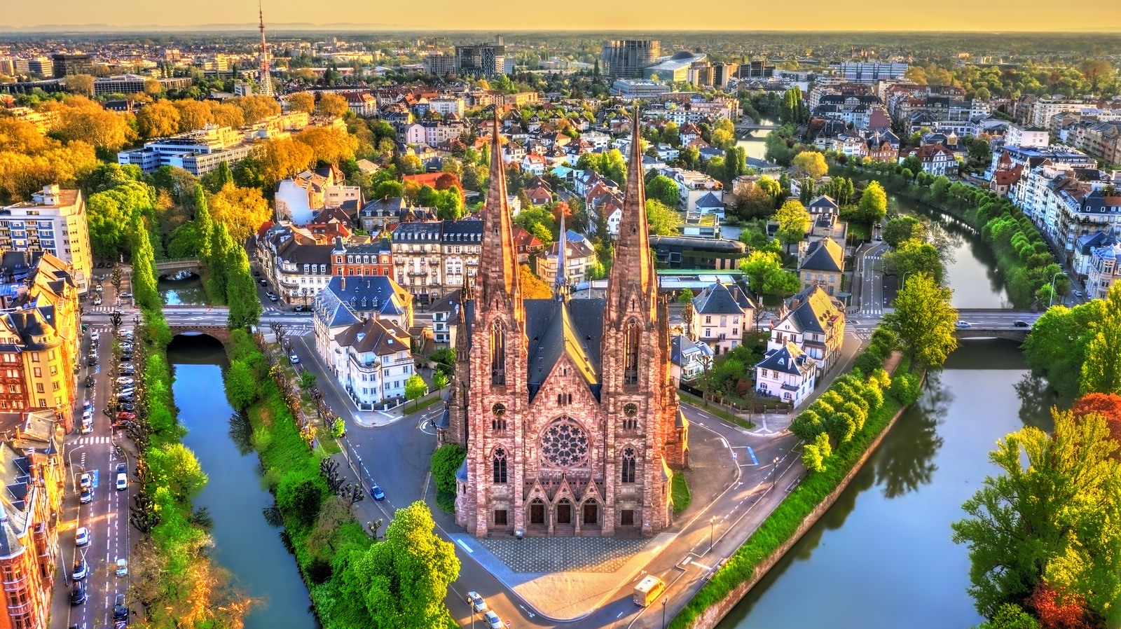 30 Gorgeous Churches To Inspire Your Building Project