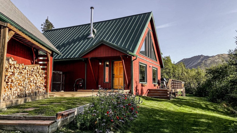 30 Gorgeous Mountain Houses You Can Rent On Airbnb
