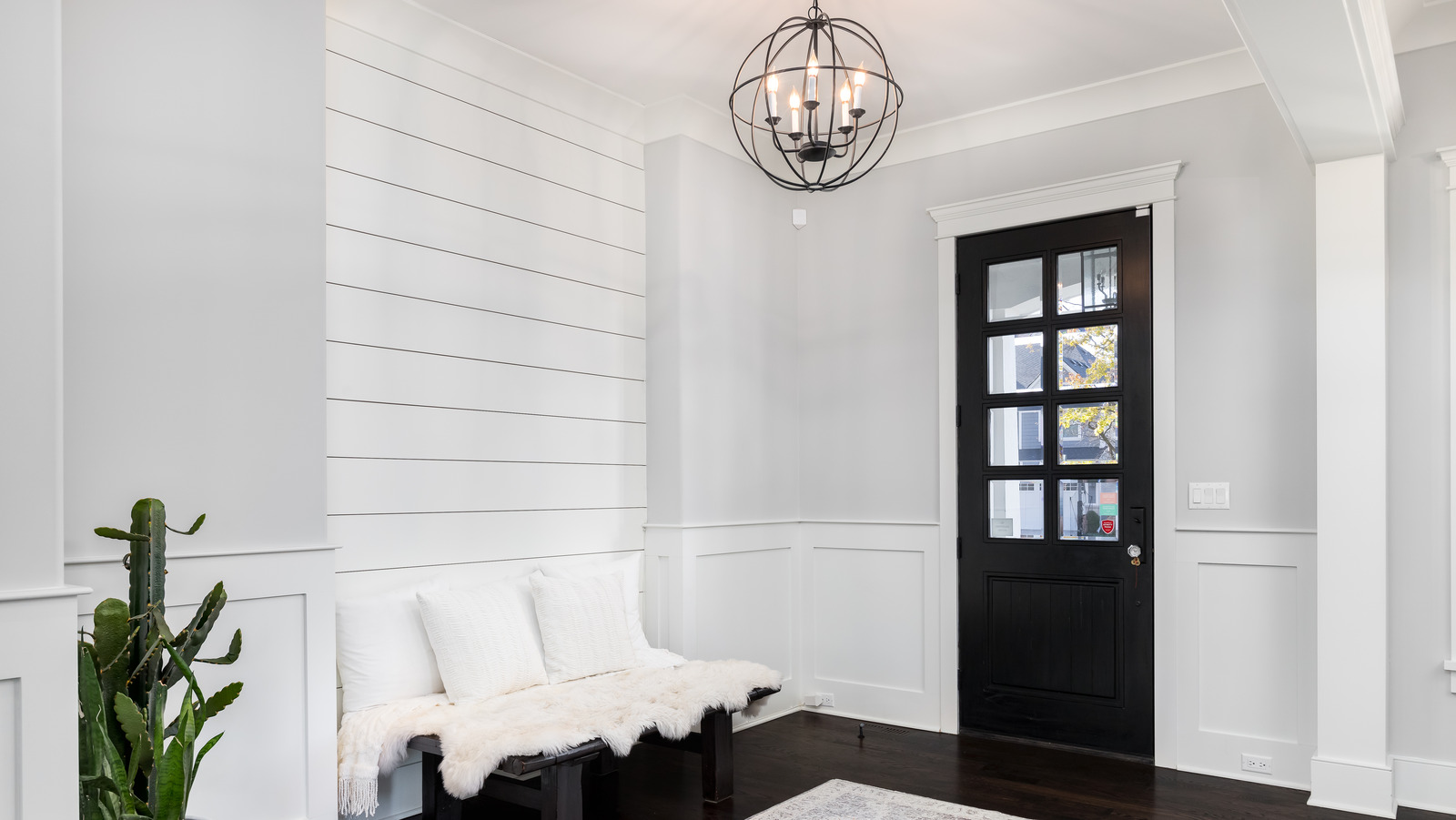 5 Shoe Storage Benches You Need For Your Entryway