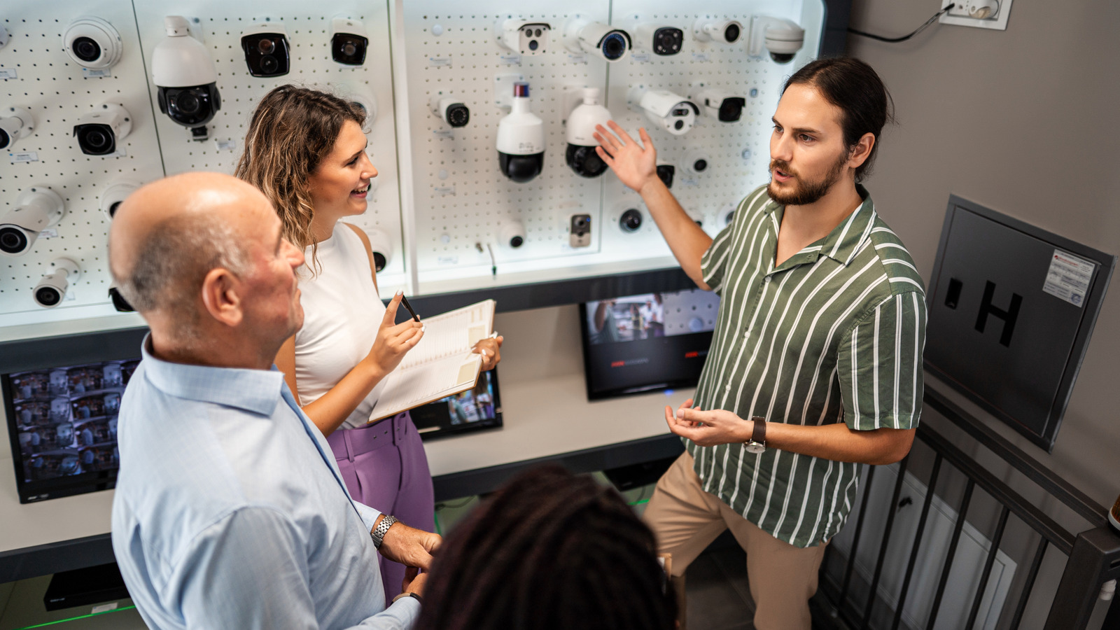 5 Top-Tier Home Security Devices You Can Buy At Costco (And Should You)