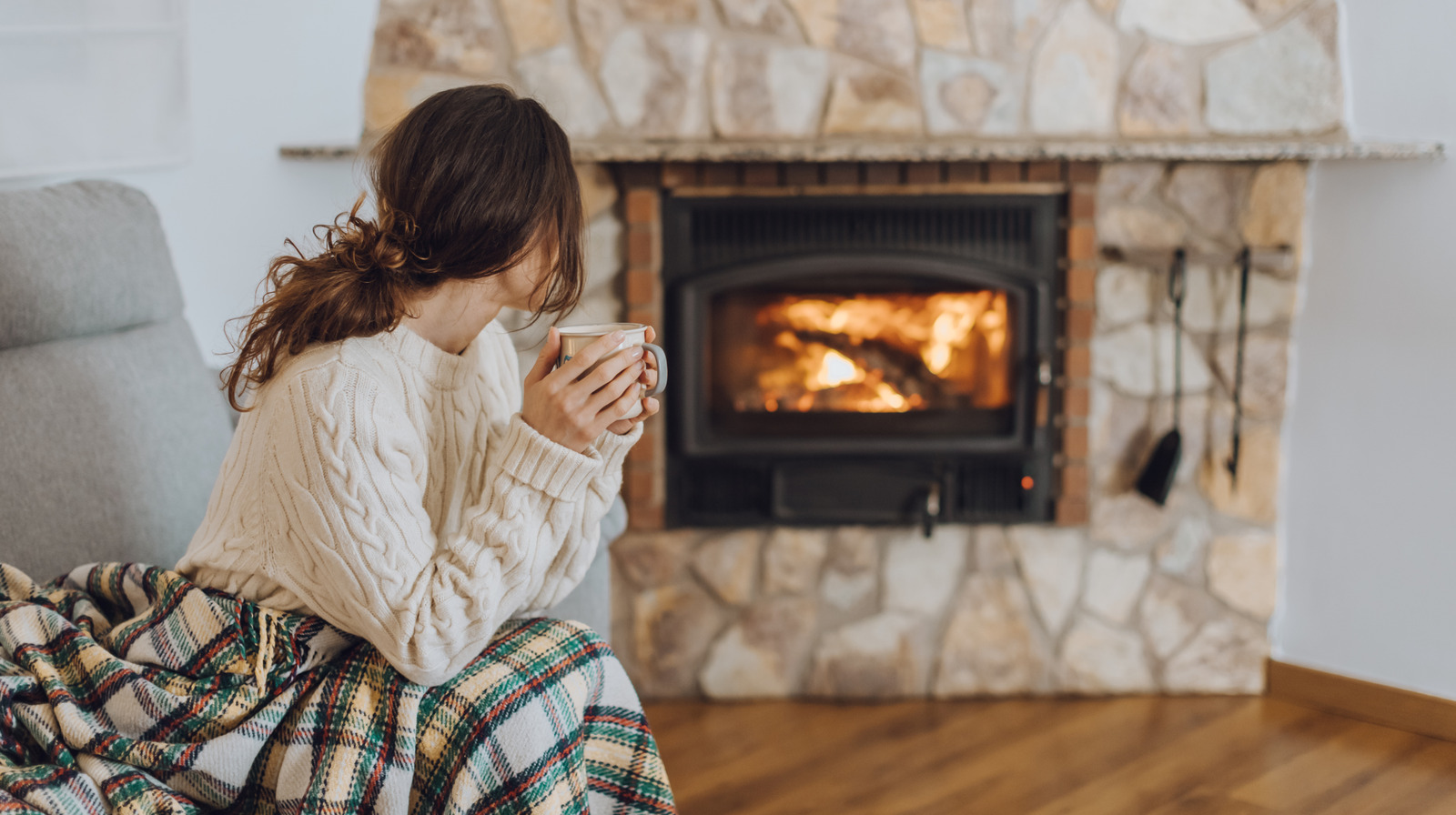 9 Unique Fireplace Screen Ideas To Take Your Space From Drab To Fab
