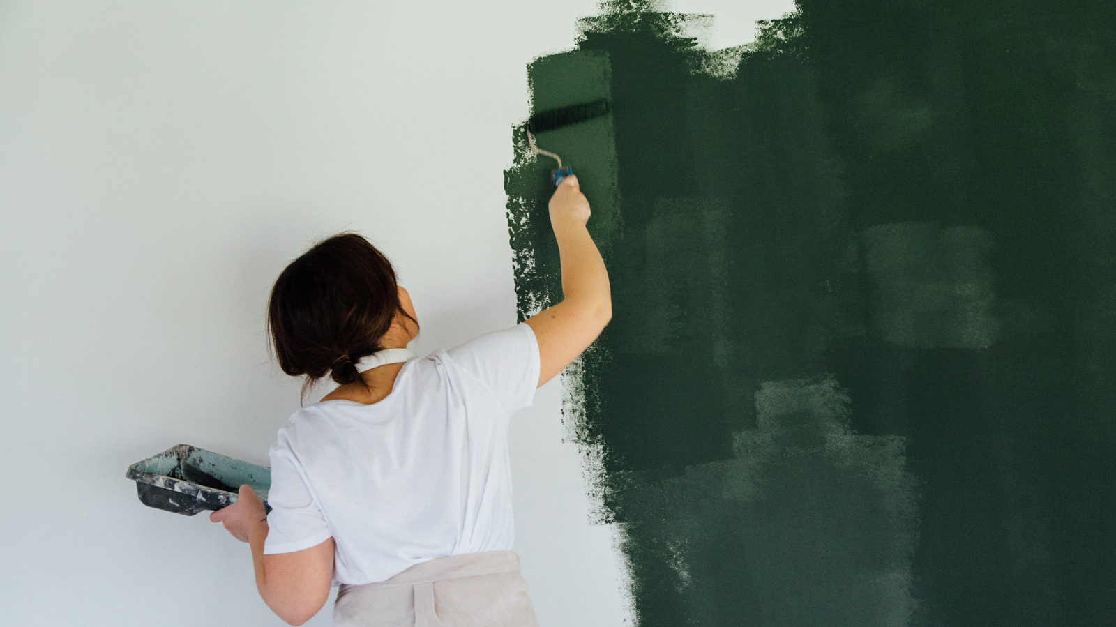 Add Stunning Texture To Your Home With This Easy Paint Trick