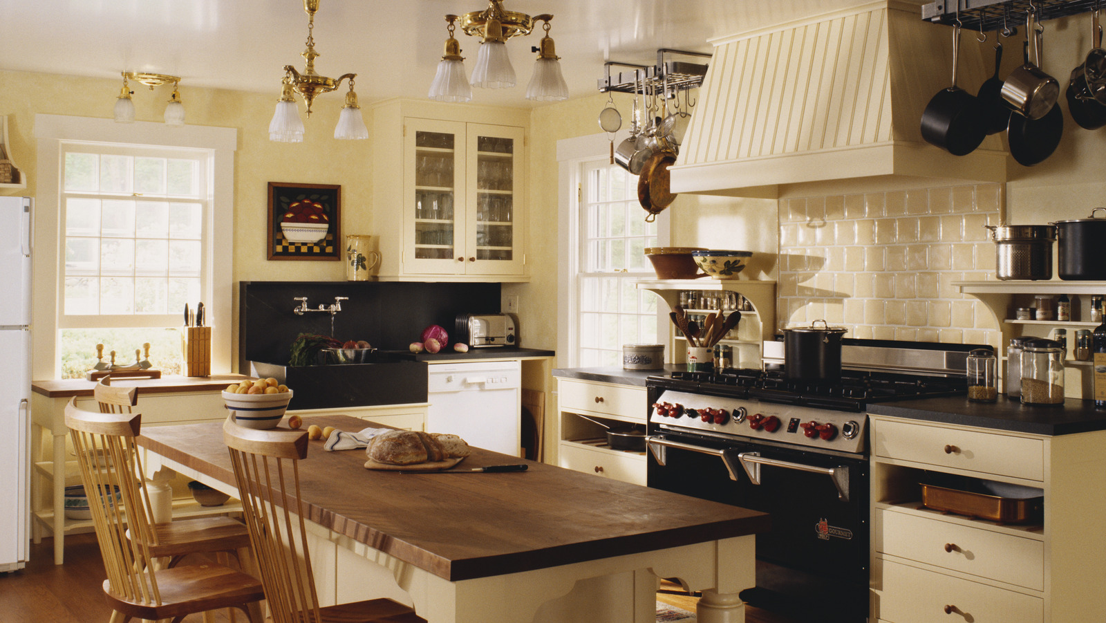 Are '90s Kitchen Decor Trends Coming Back In Style? Here's What You ...