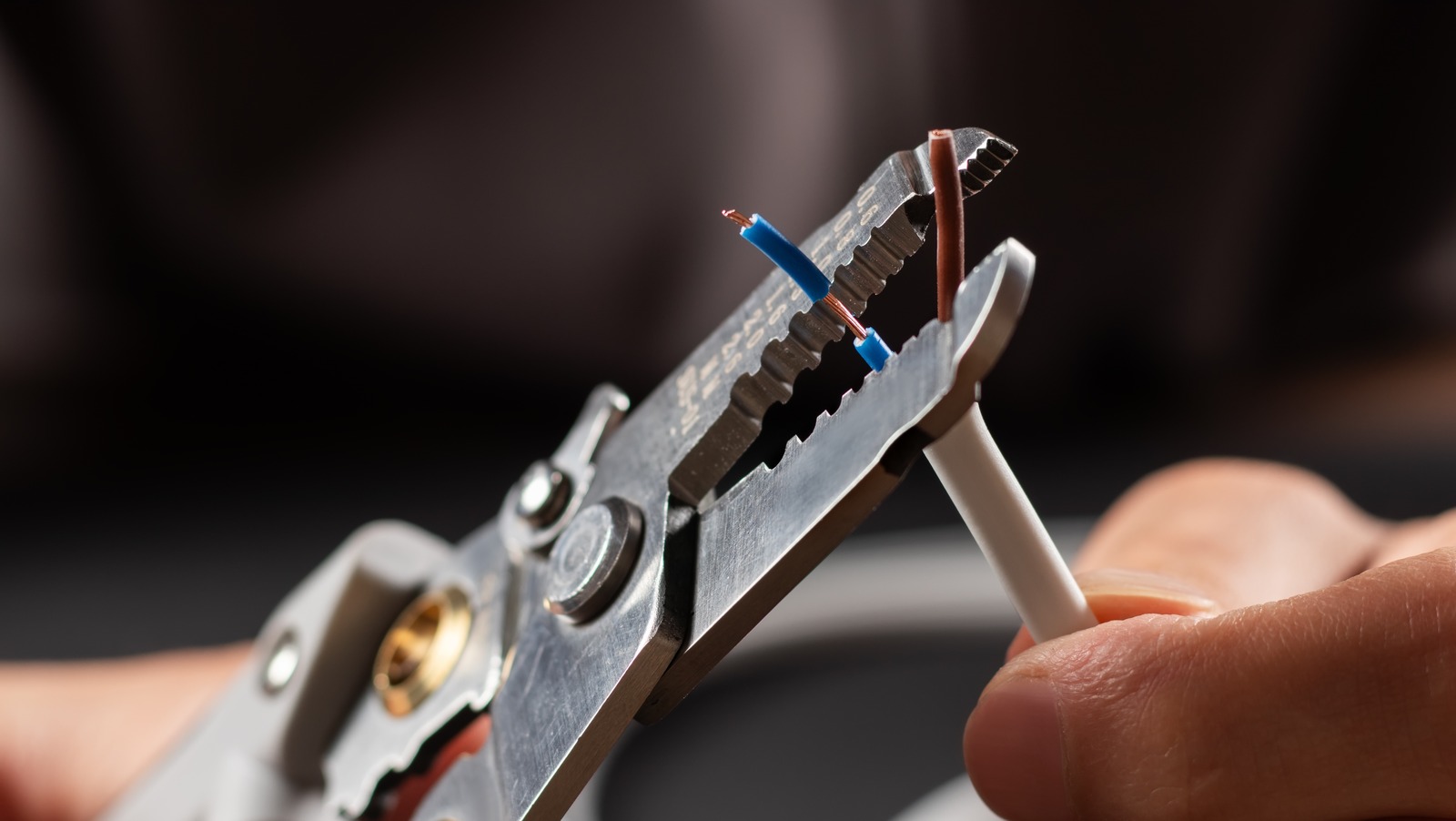 Learn A Dangerous Mistake To Avoid When Completing Home Electrical Projects