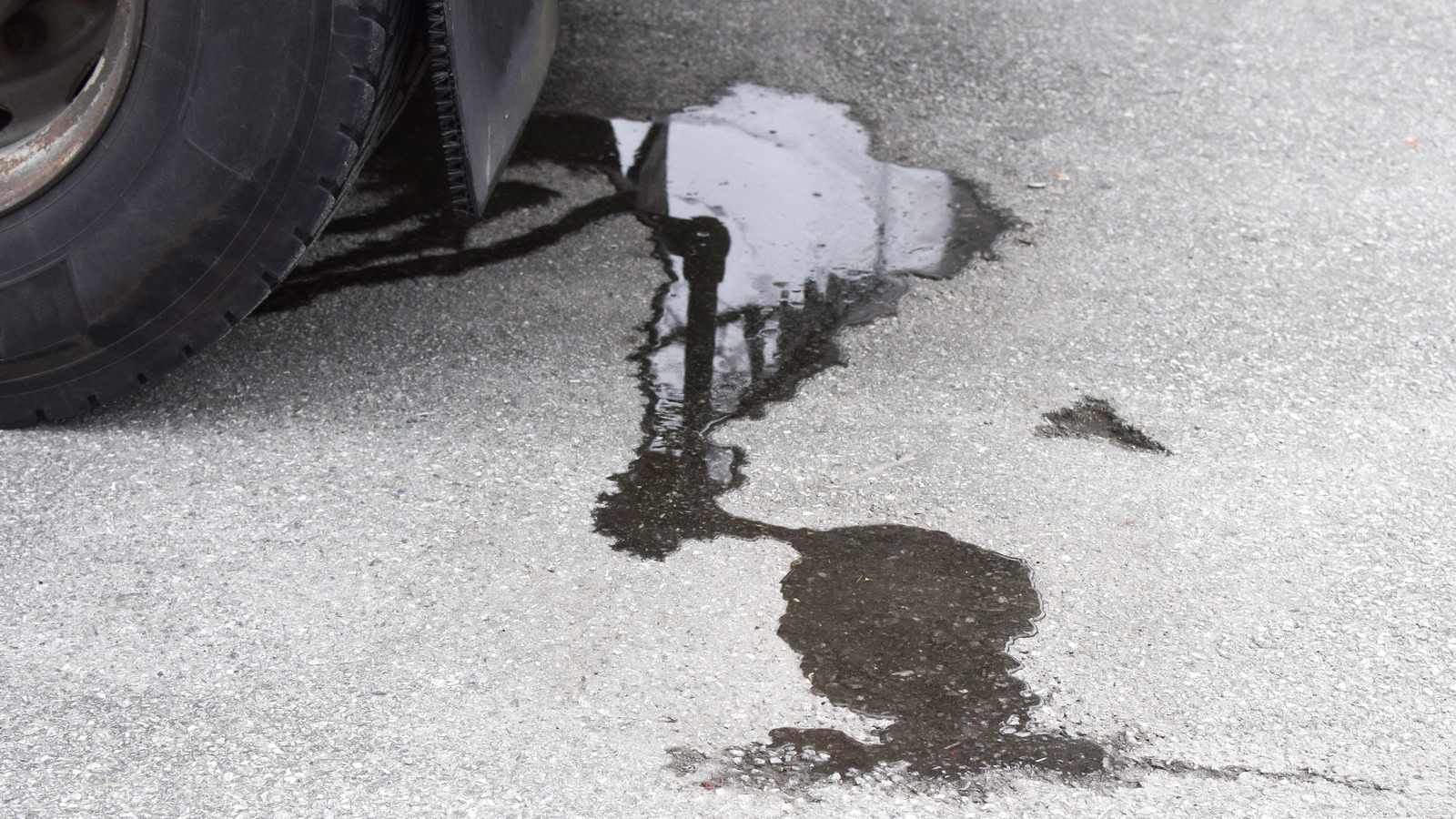 Can Coca-Cola Clean Oil Stains Off Your Driveway? Here's What We Know