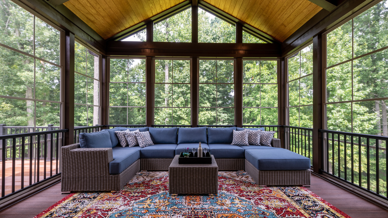 Can You DIY A Screened In Porch Or Is It Time To Call In The Professionals?