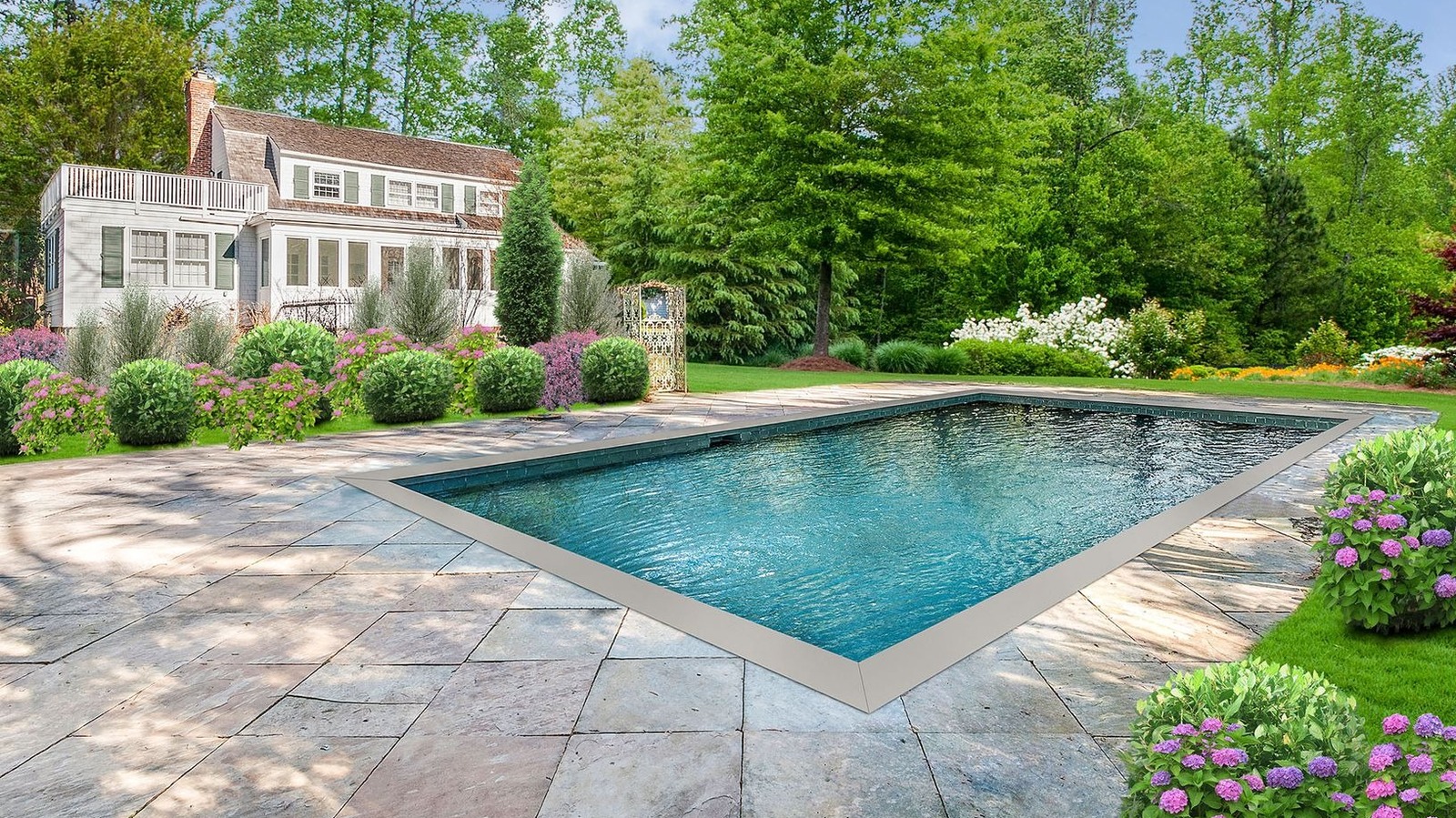 Celebrities With The Best Hamptons Homes