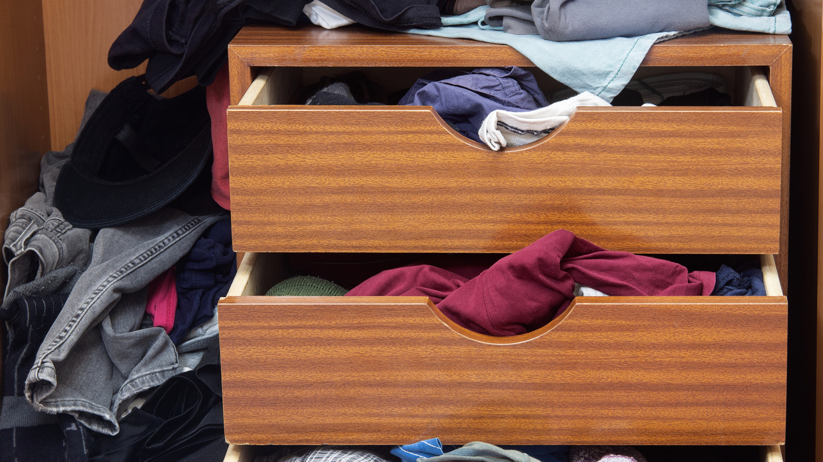 Closet Vs Dresser: Where To Put Your Clothes To Overhaul Bedroom Storage
