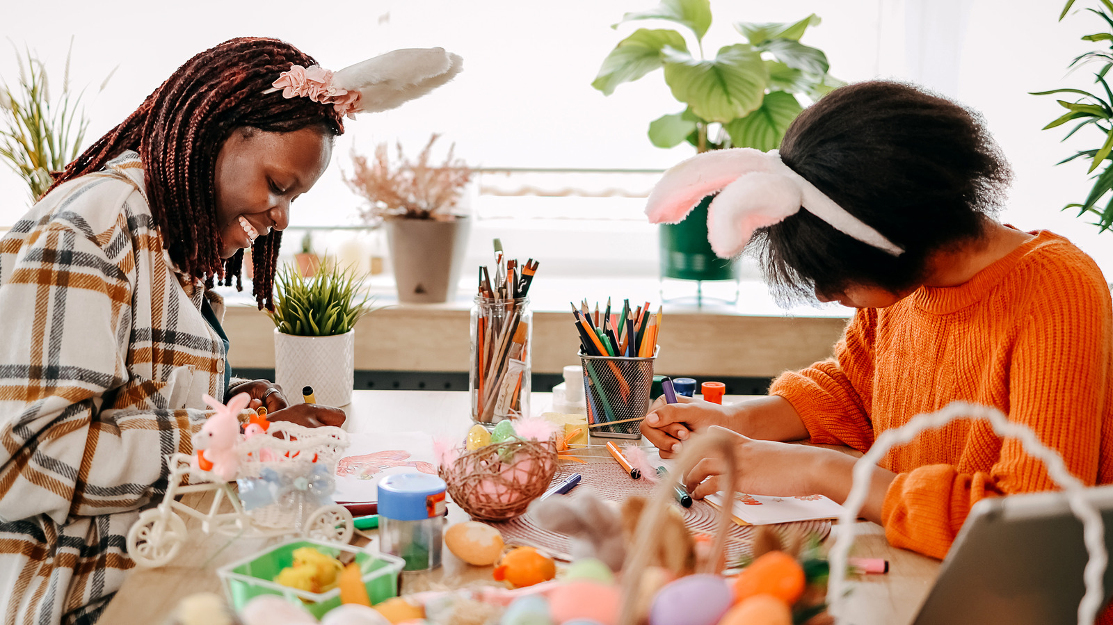 DIY An Adorable Budget-Friendly Easter Wreath Using Dollar Tree Materials