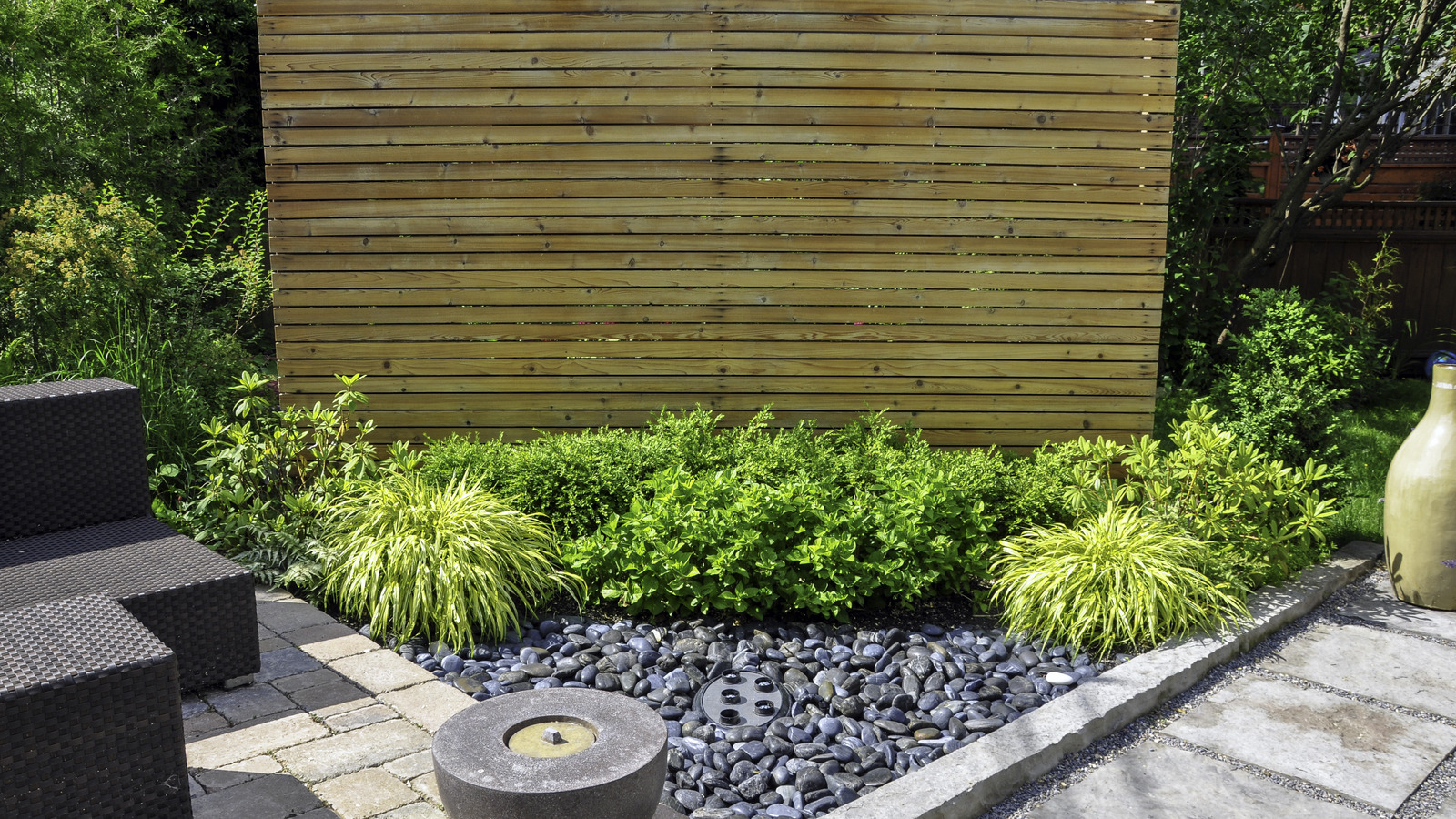 Create Some Privacy In Your Outdoor Space With These Budget-Friendly ...