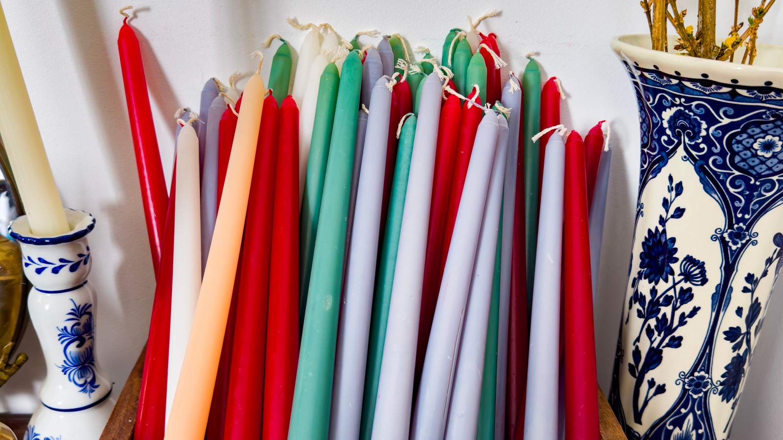 How To Easily DIY Incredible Christmas Tree Candles