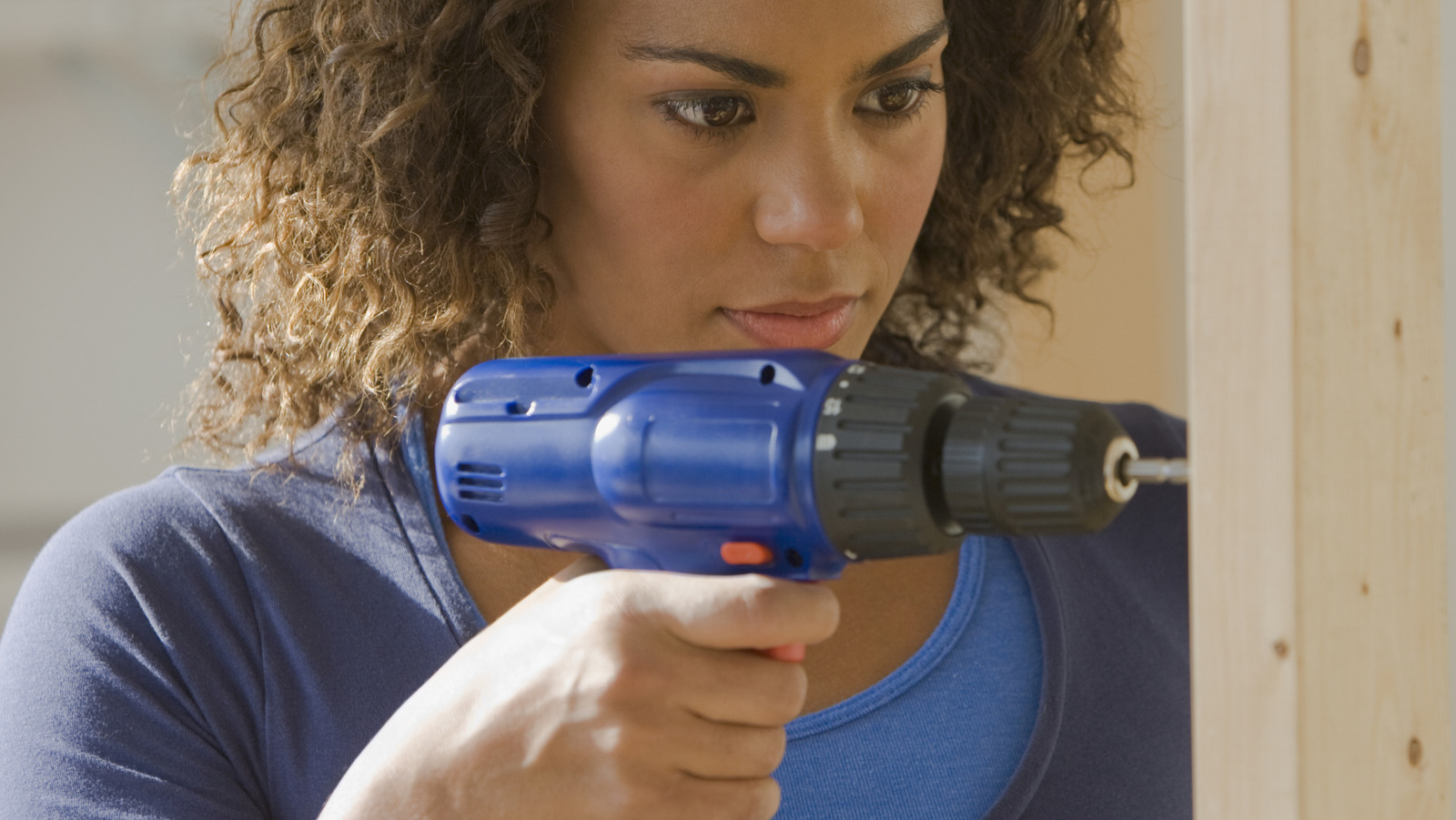 DeWalt Vs. Milwaukee: Which Brand Has The Superior Cordless Drill?
