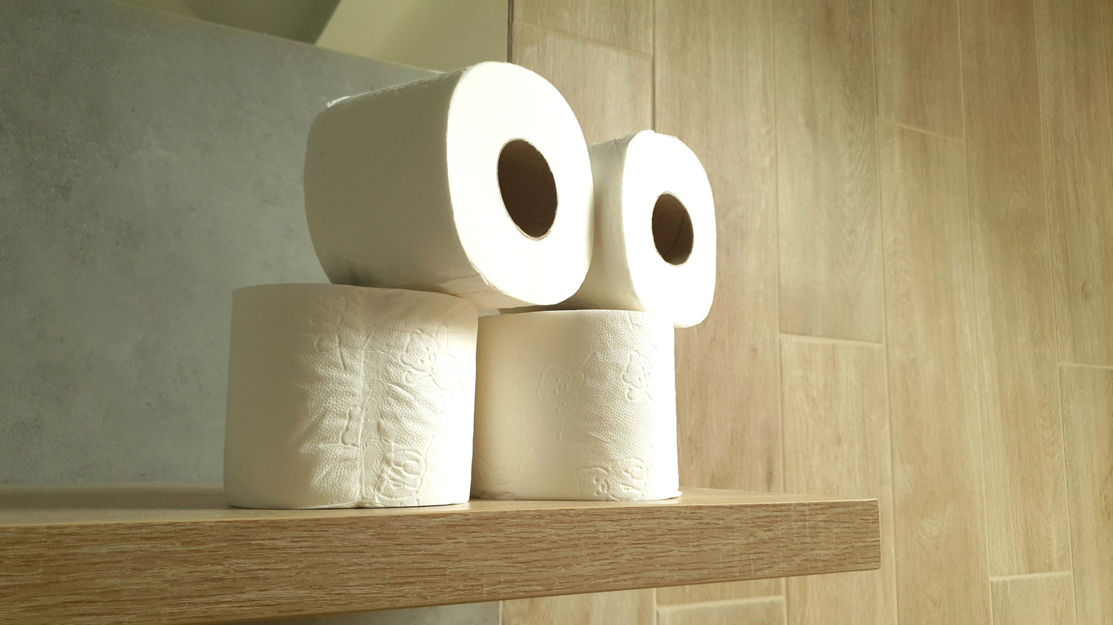 Use Dollar Tree Items To Easily DIY A Chic Faux Leather Toilet Paper Holder
