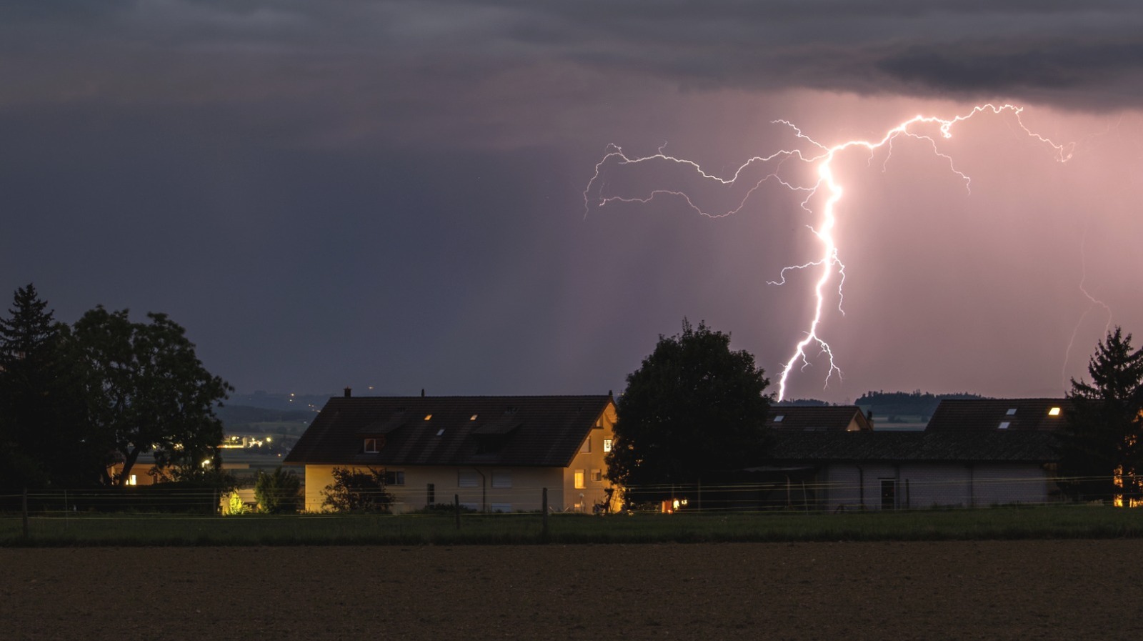 Don't Run The Risk: The Appliance You Need To Unplug Before A Storm Hits