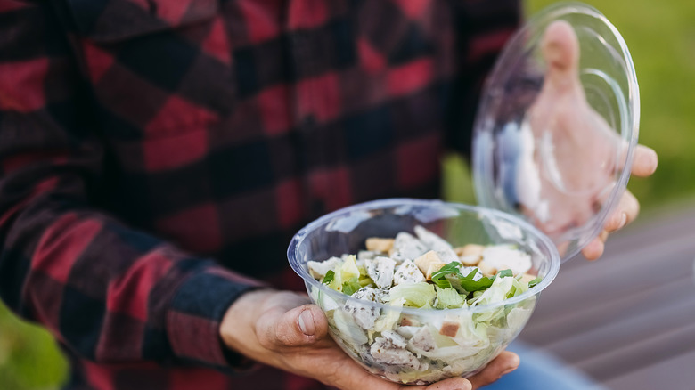 Don't Throw Out Your Plastic Takeout Containers When You Can Do This ...