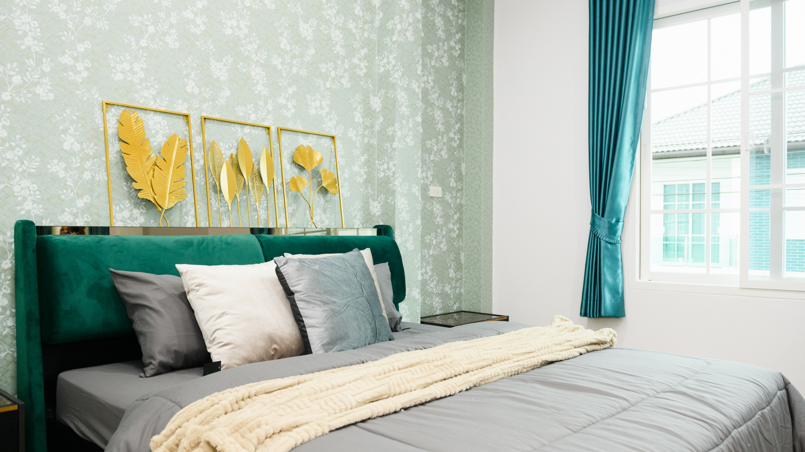 Give Your Walls A Textured Look With Fabric Wallpaper