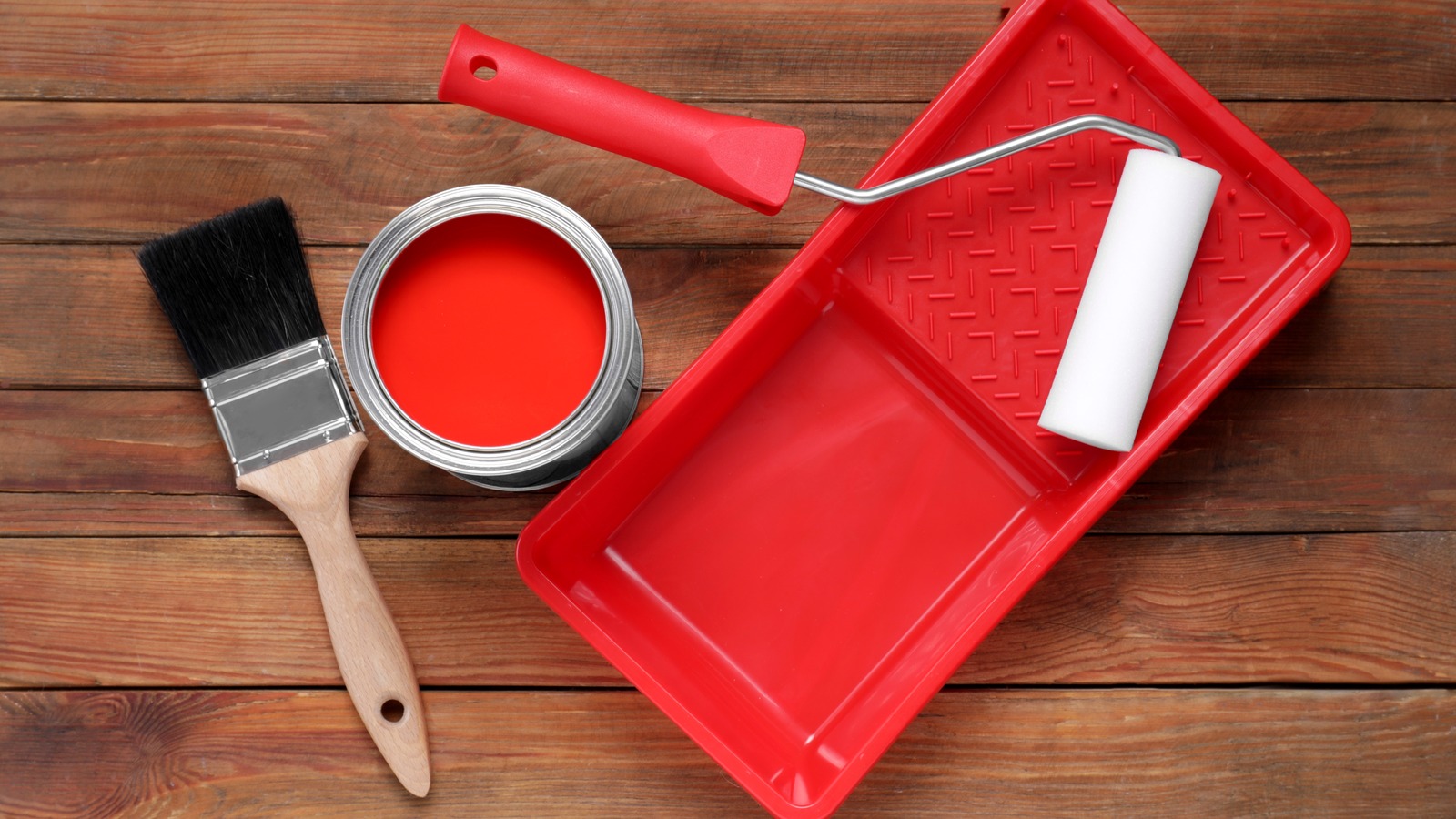 Here's Why Bird Lovers Should Paint Their Porch Red