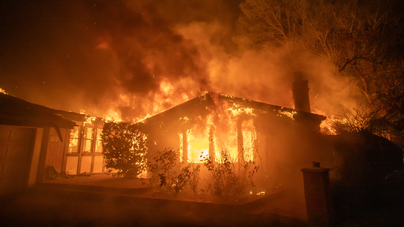 How Well Do Home Fire Safes Work, And What Should You Look For When Buying?
