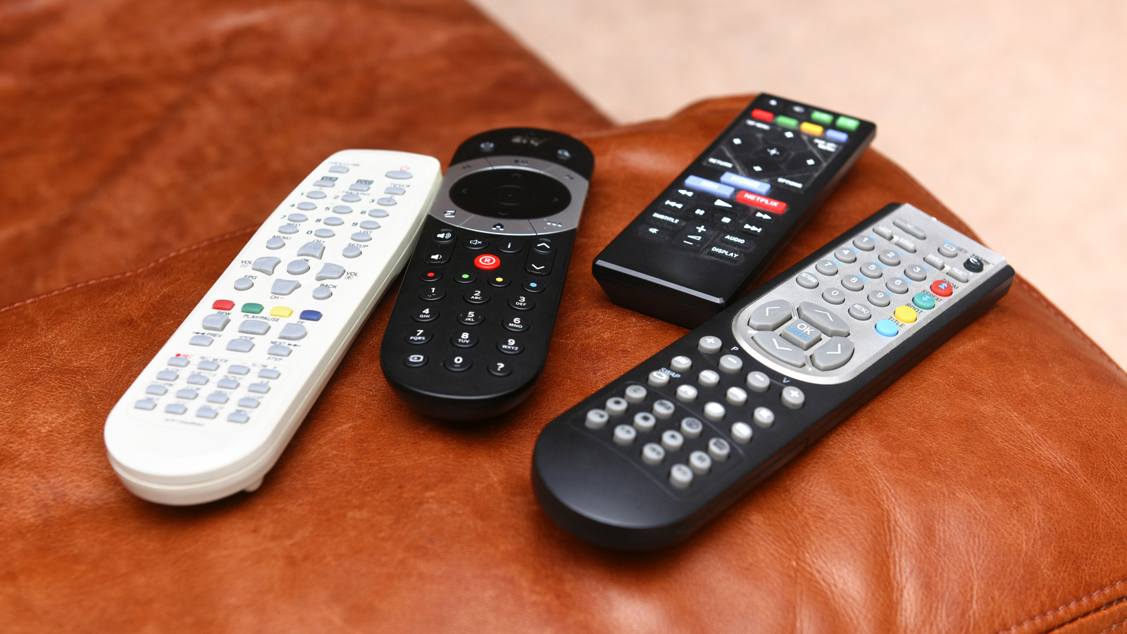 House Your TV Remotes With A Dollar Tree Must-Have That Doubles As A ...