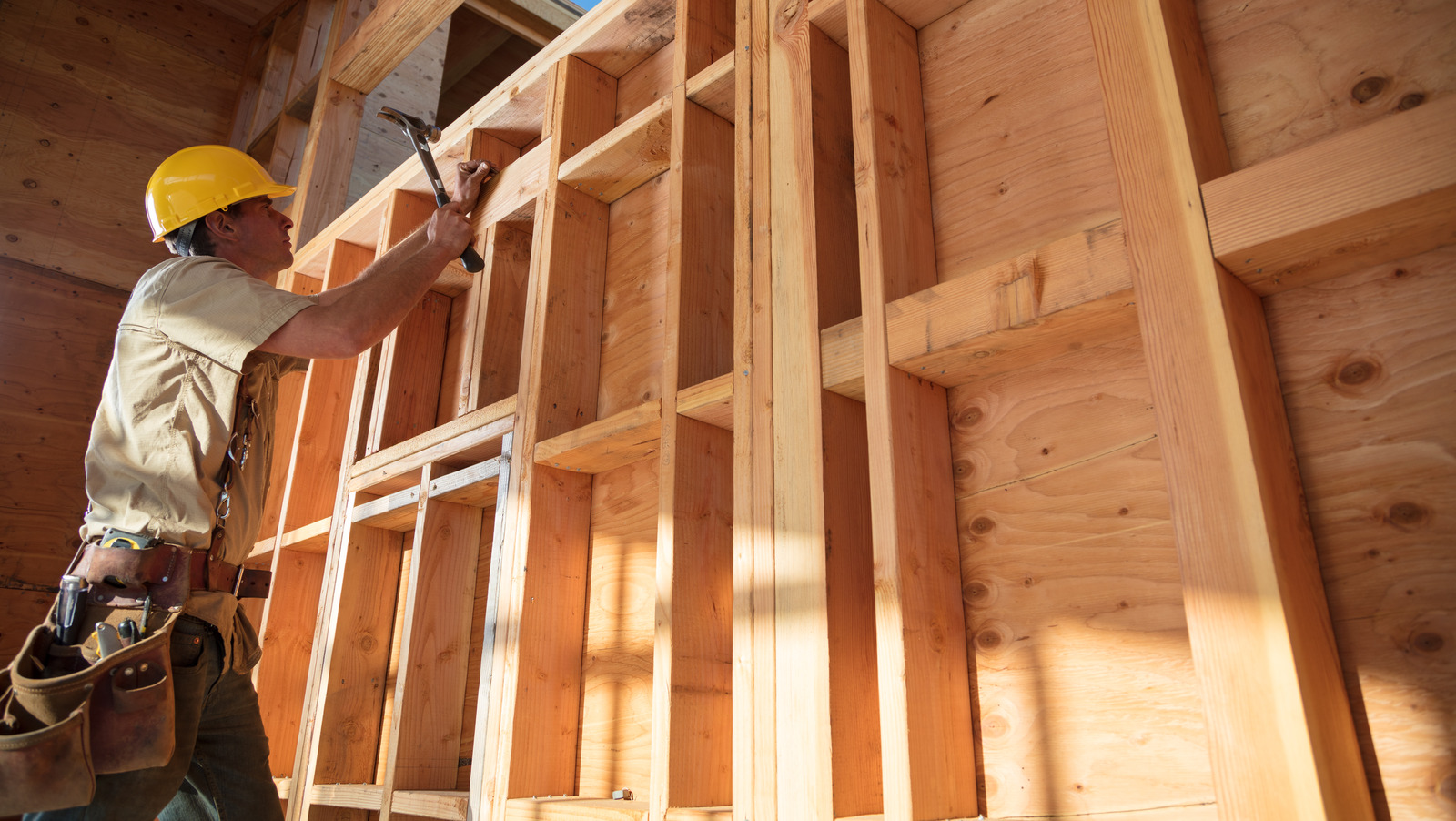 How Hgtvs Shane Duffy Uses Blocking For Sturdy Walls