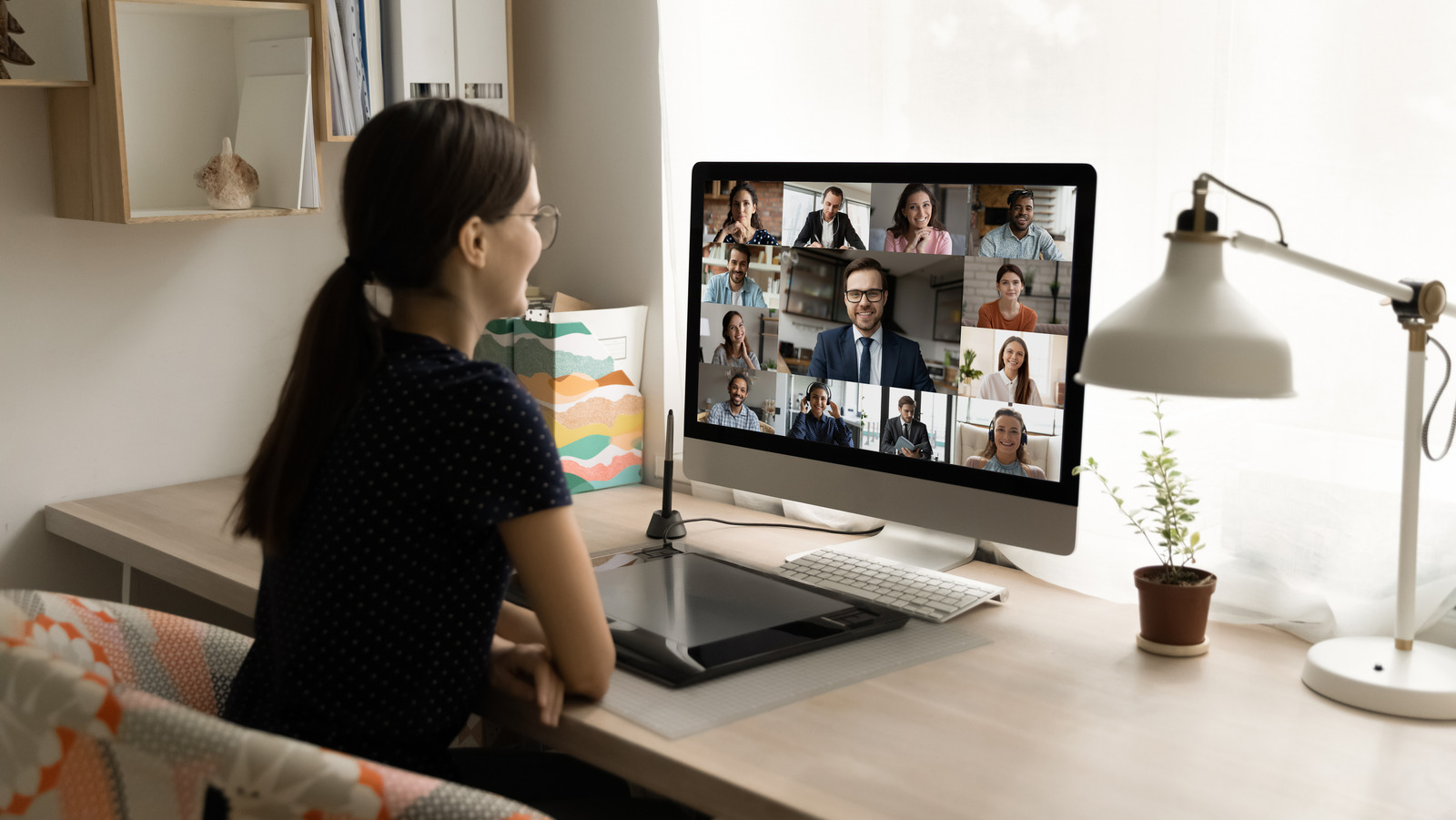 How To Create A Routine And Eliminate Stress When Working From Home