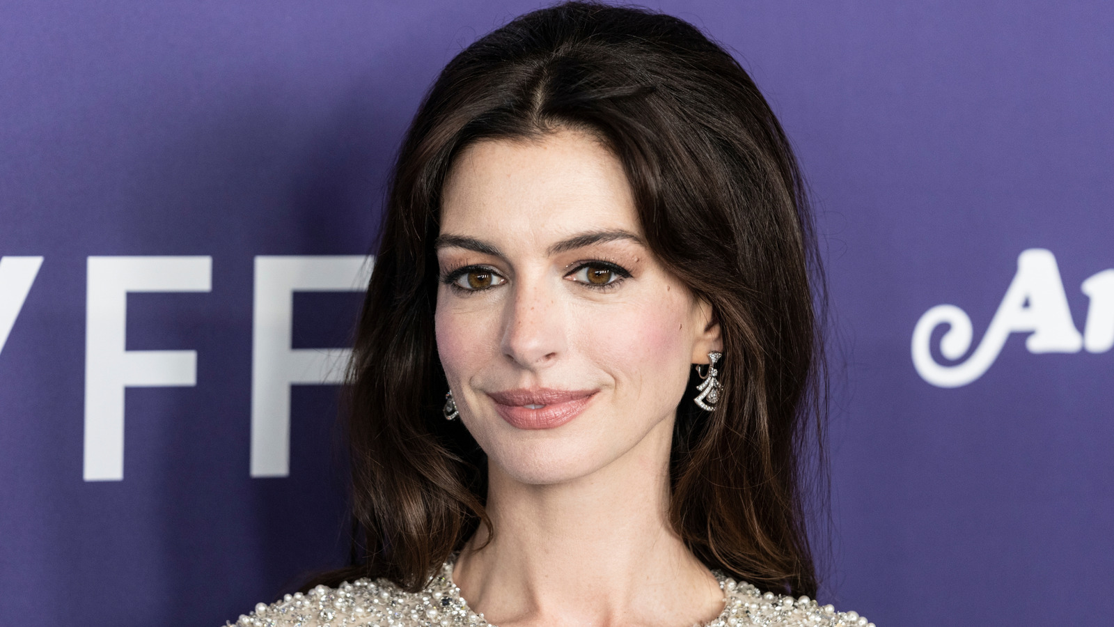 How To Create Anne Hathaway's 'Invisible Kitchen' Trend In Your Home