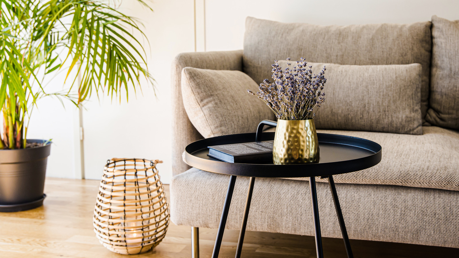How To Decorate With Metallics