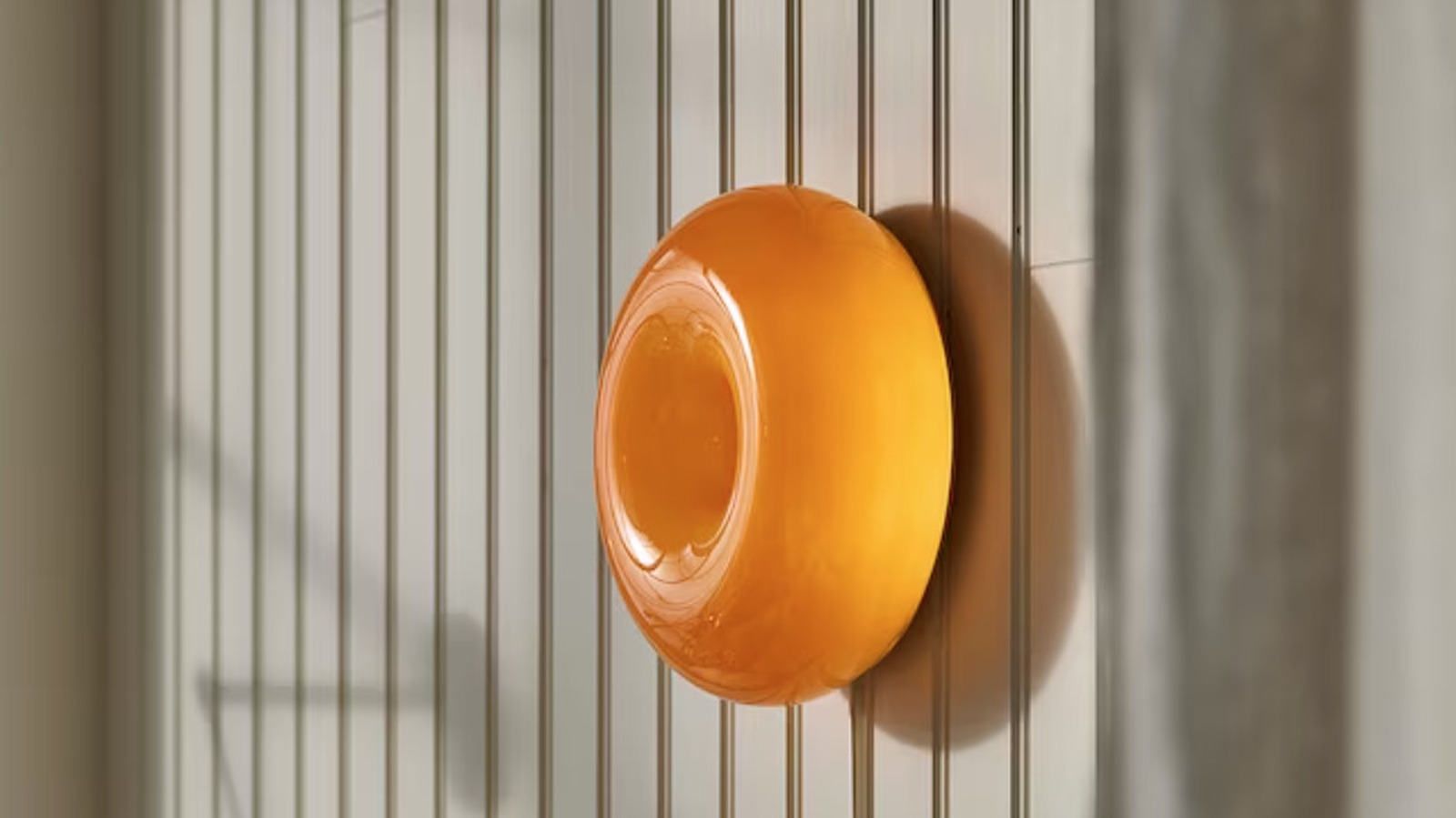 How To DIY An IKEA Donut Lamp Dupe For Trendy Lighting On A Budget