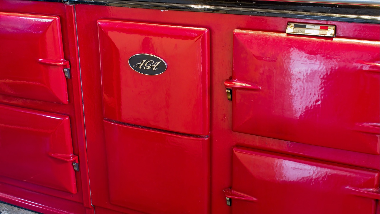 How To Get The Look Of A Traditional AGA Oven With Modern Convenience