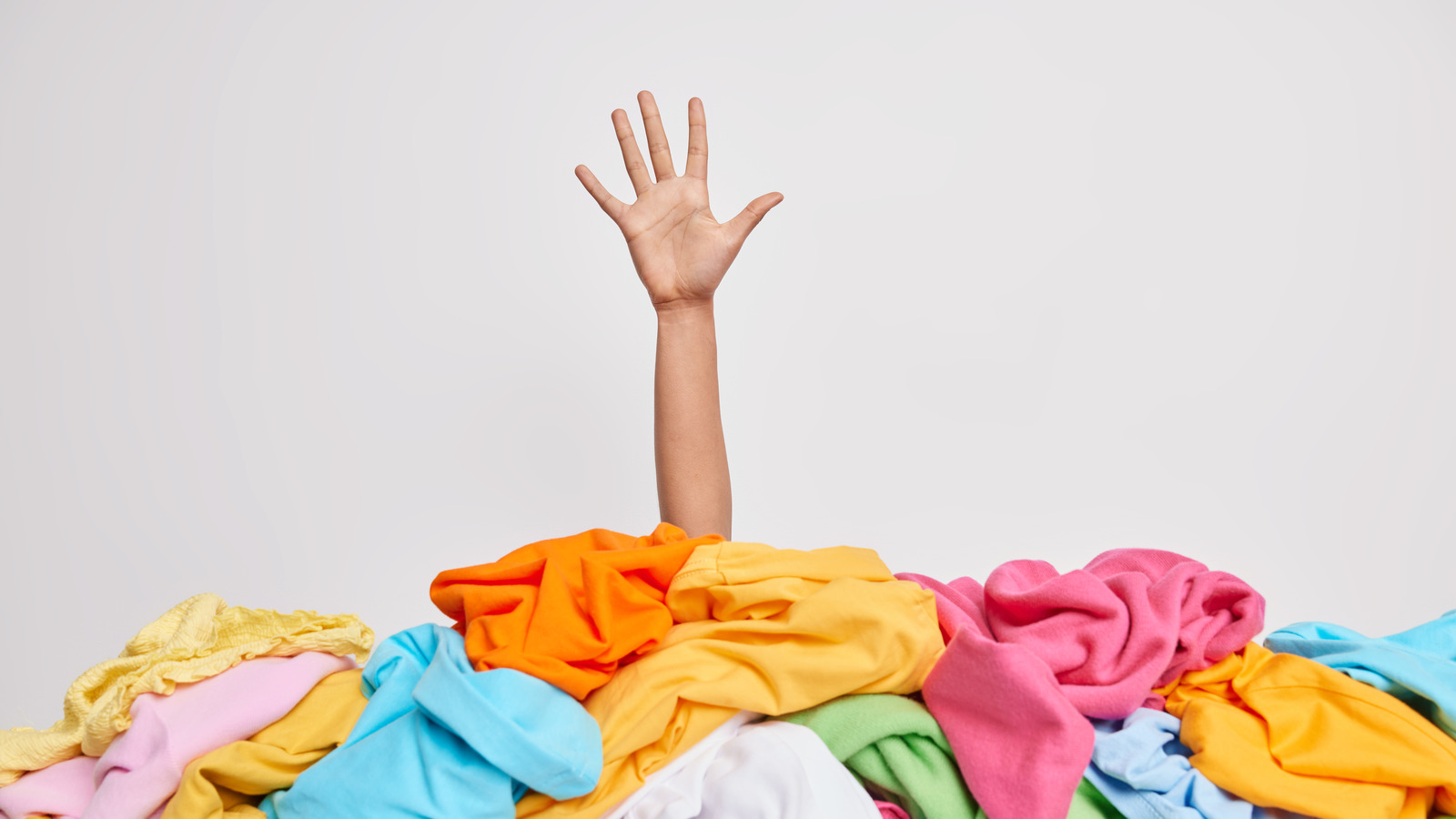 How To Implement The 8020 Decluttering Rule In Your Home