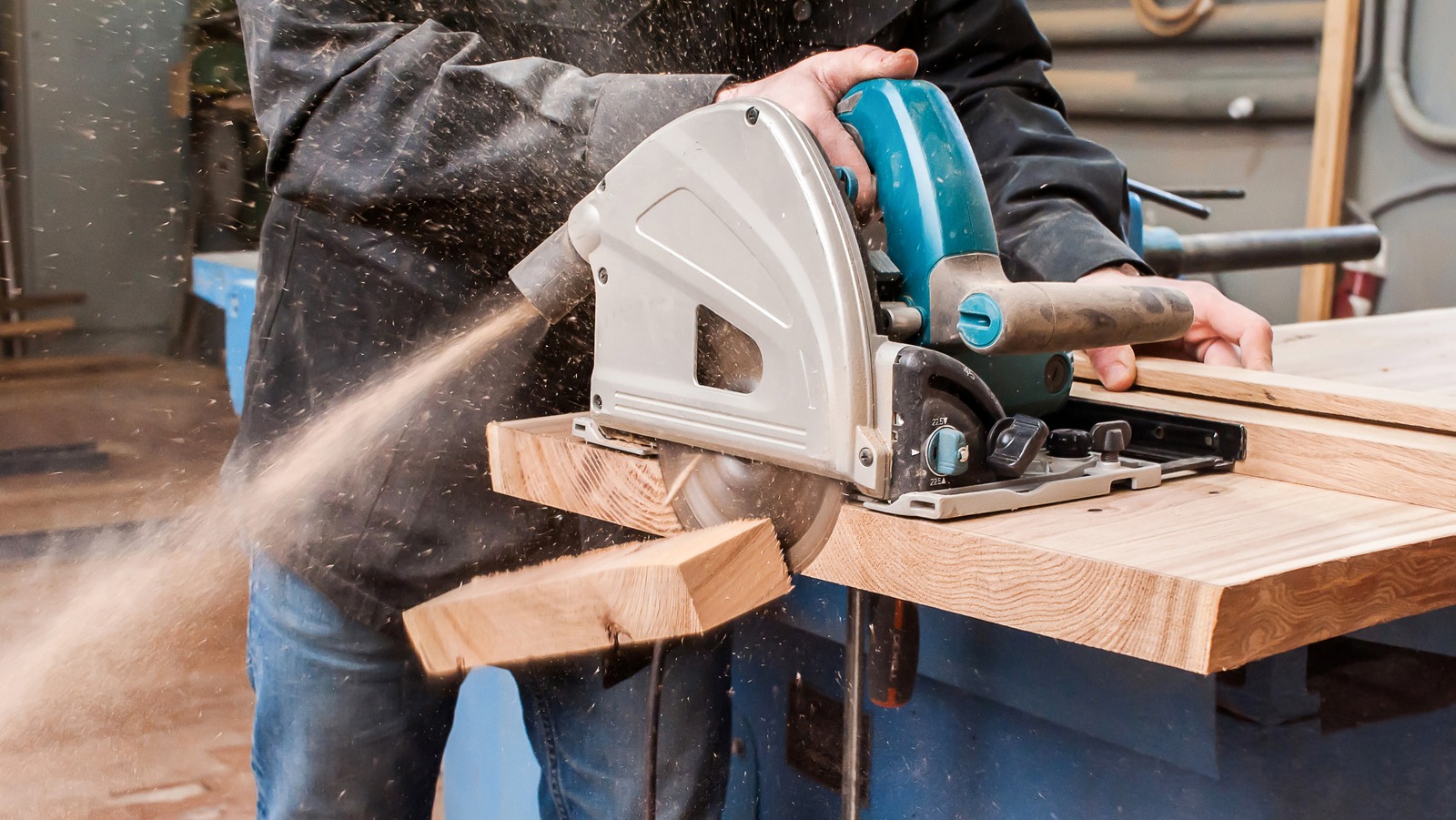 How To Safely Use A Circular Saw For Projects Around The House ...