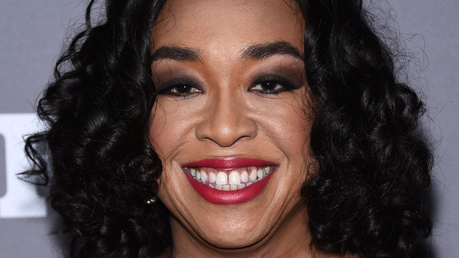 How To Steal Shonda Rhimes' Bridgerton-Inspired Home Style