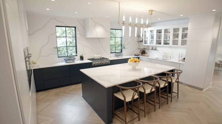 How To Steal The Look Of HGTV Star Hilary Farr s Actual Kitchen