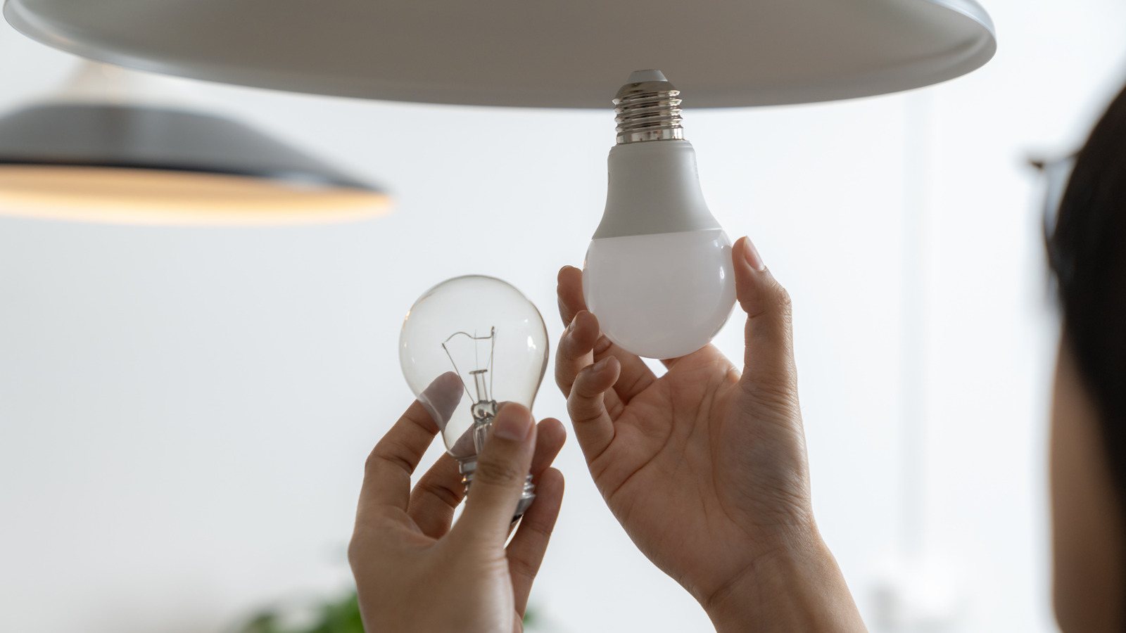 How To Tell What Led Light Bulbs Are Compatible With Classic Fixtures