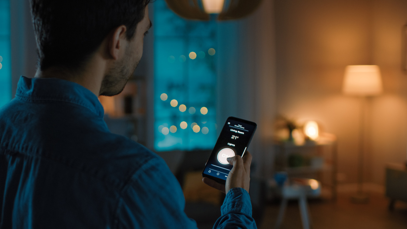 How To Use Smart Lights To Personalize Your Home