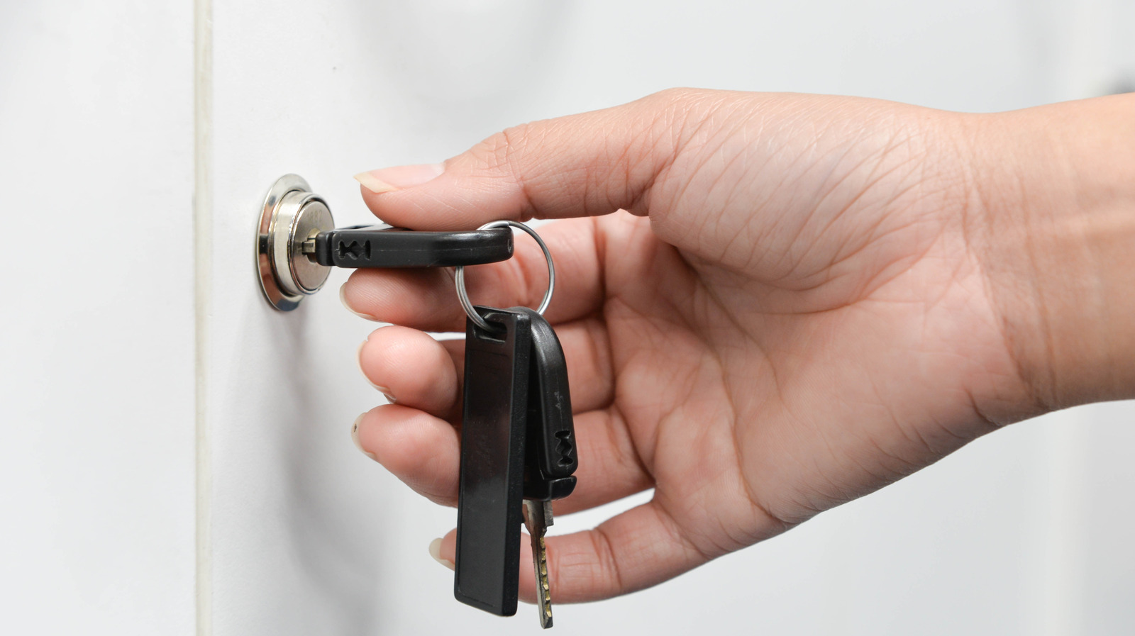 Install A Cabinet Door Lock In No Time With This Simple DIY